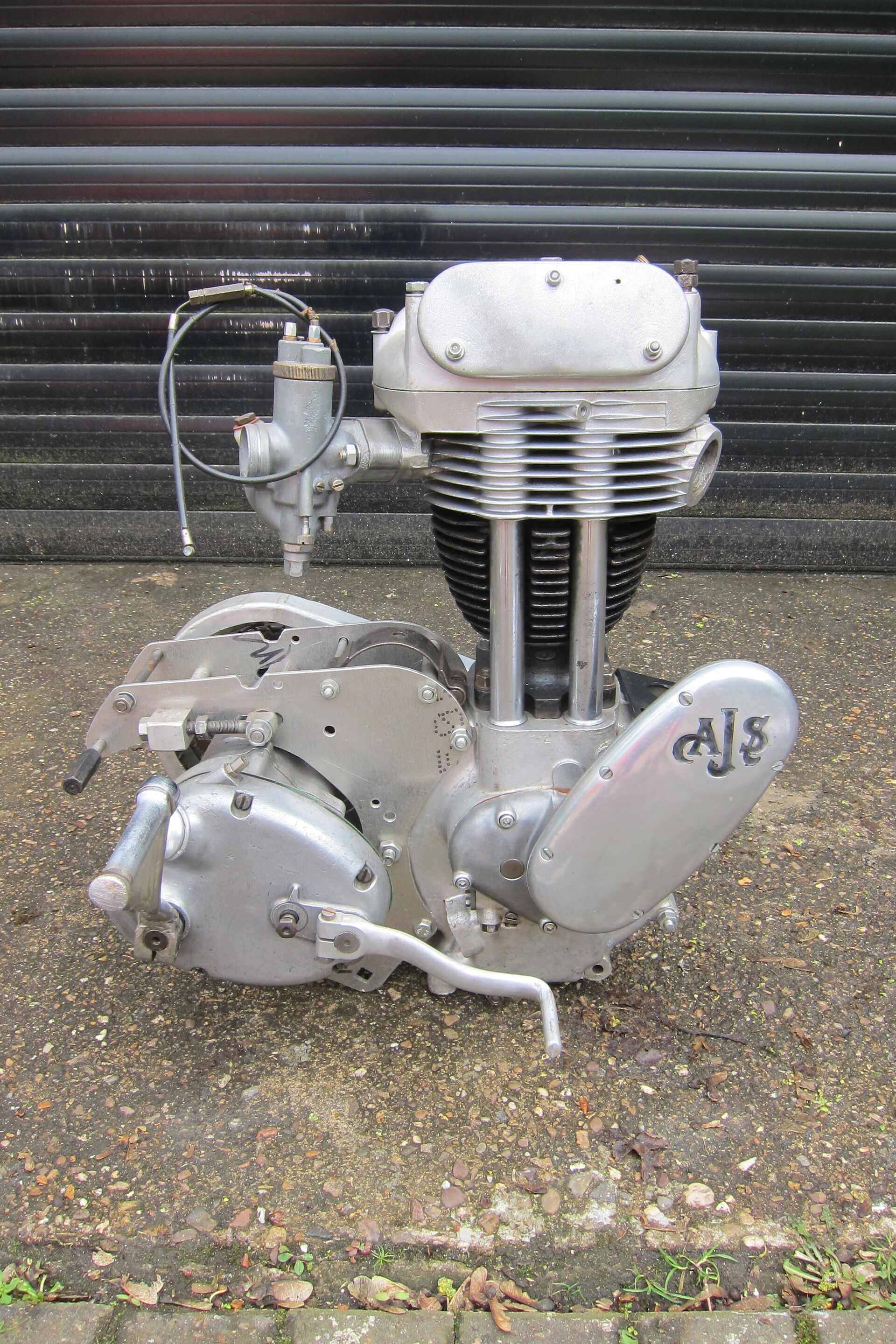 Bonhams Cars : A Matchless G3LS 350cc engine ((Qty))