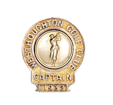 Bonhams : A 1932 Westhoughton Golf Club Captain's gold badge