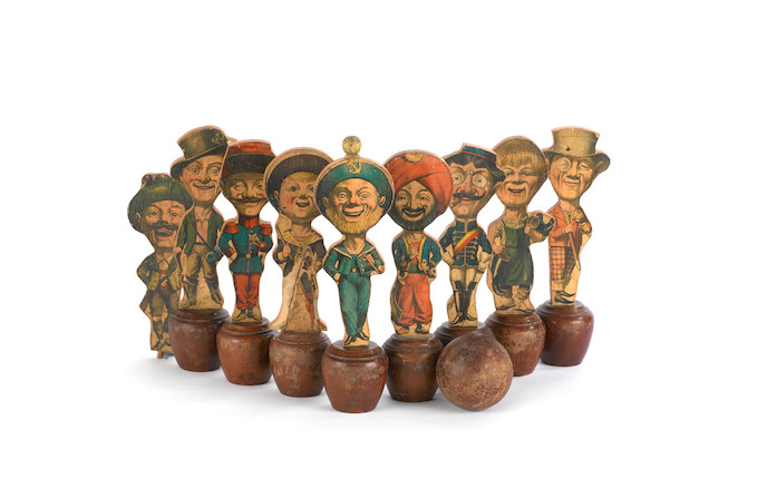 Bonhams : Set of nine late Victorian character figurine skittles 9