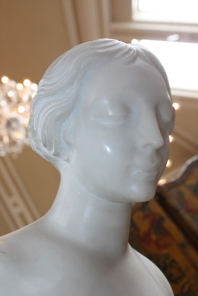 Bonhams : A 19th century carved carrera marble figure of a Venus Pudica ...