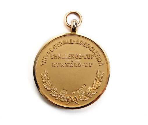 Bonhams : 1975 Fulham F.A. Cup runners up medal awarded to Viv Busby