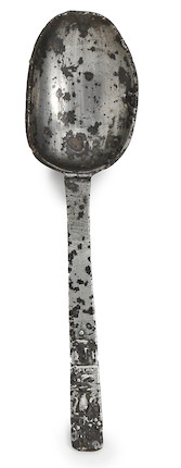 Bonhams : A late 17th century slip-top cast decorated pewter spoon ...