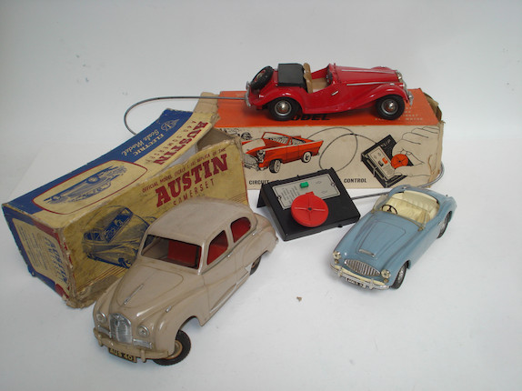 Bonhams : Victory Models remote control MG TF sports car 3