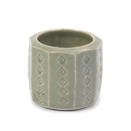 Bonhams : David Leach Small pot