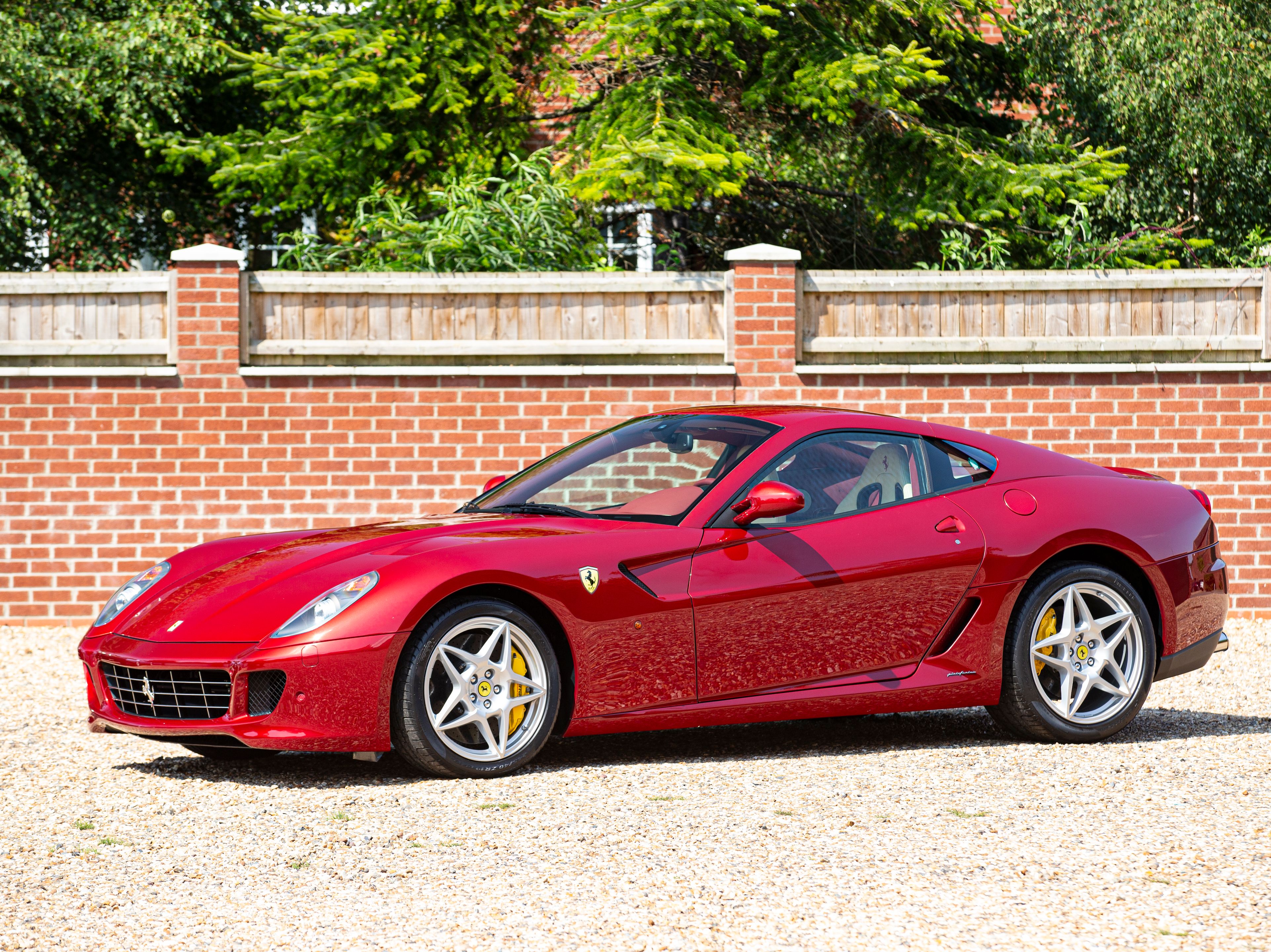 Ferrari 599 Monza Red Red Ferrari 599 F1 HGTE, Fuel Petrol And