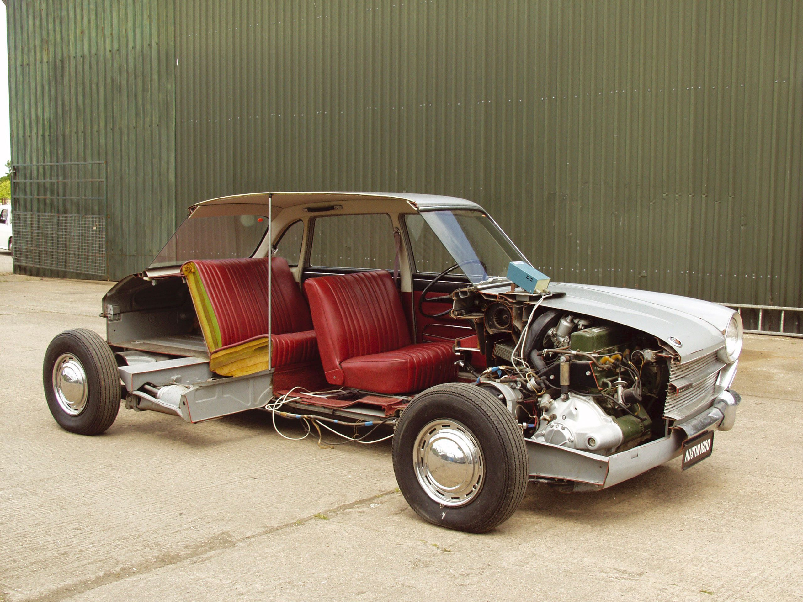 Bonhams Cars : 1968 Austin 1800, sectioned