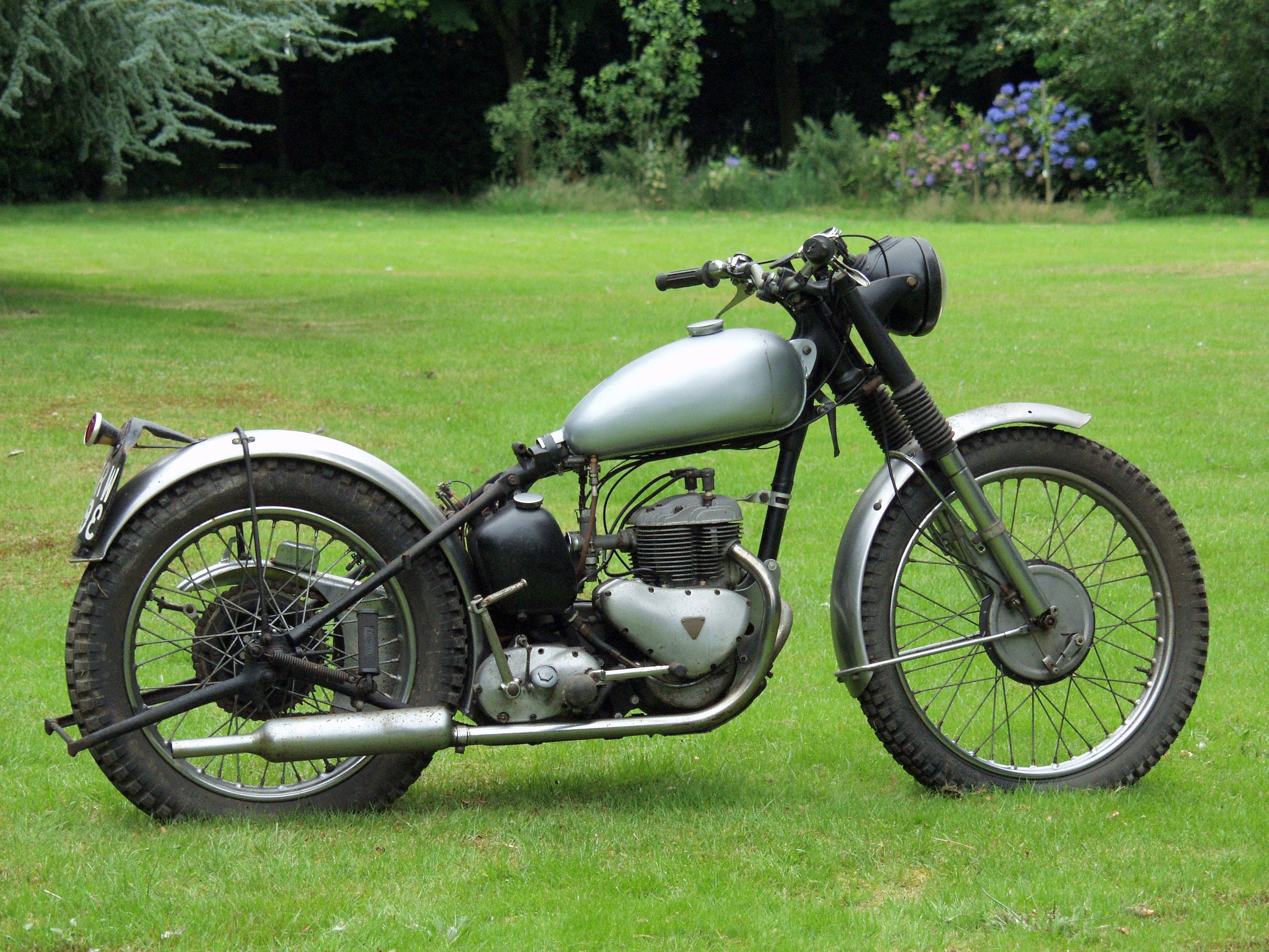 Bonhams Cars : 1957 Triumph 500cc TRW Frame no. 23265NA Engine no ...