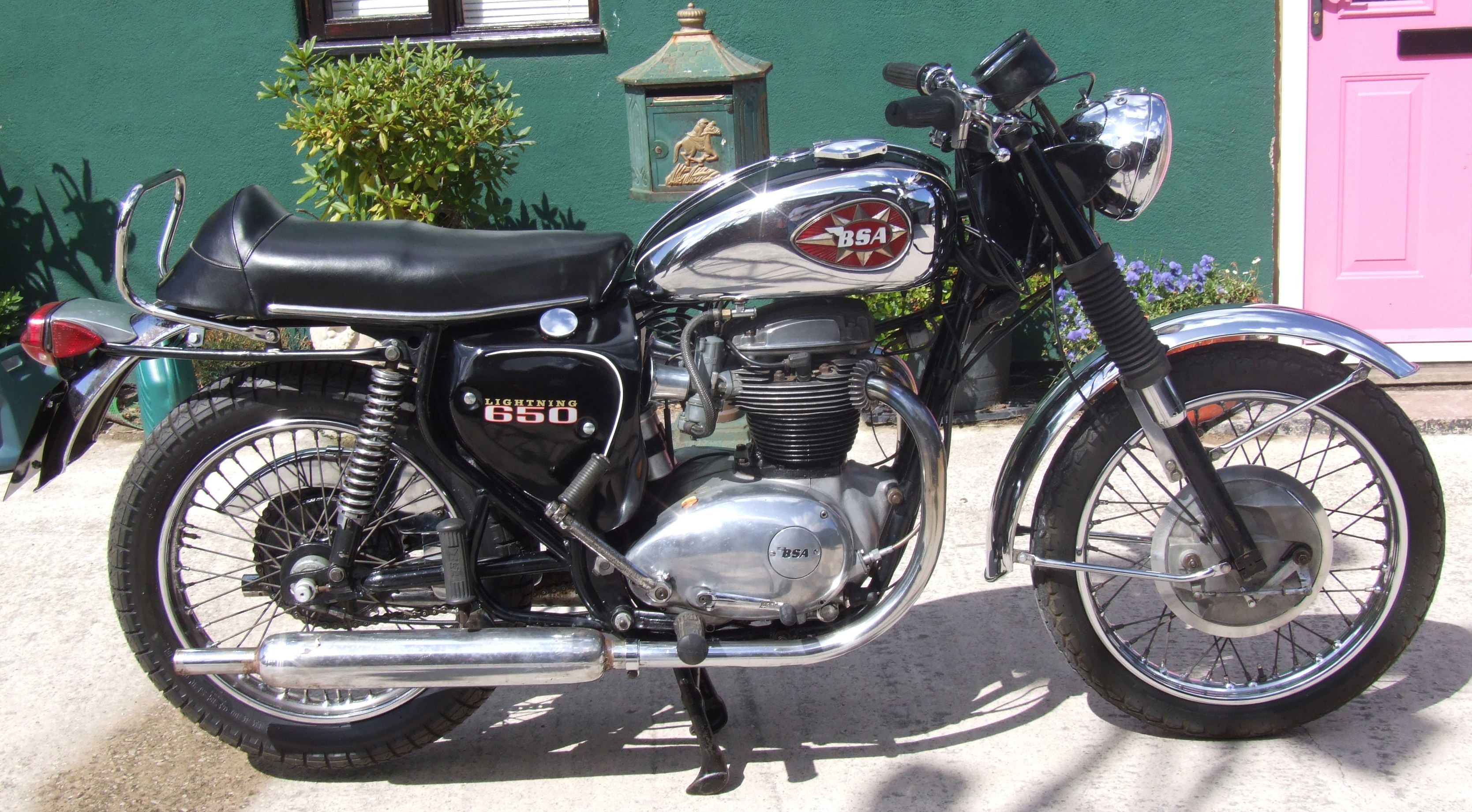 Bonhams Cars : c.1969 BSA 650cc Lightning Frame no. CC19092 A65L Engine ...