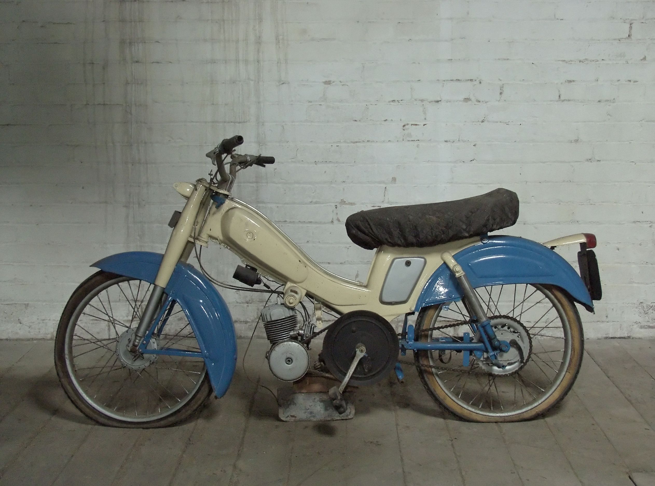 Bonhams Cars : c.1958 Motobécane Mobylette Moped