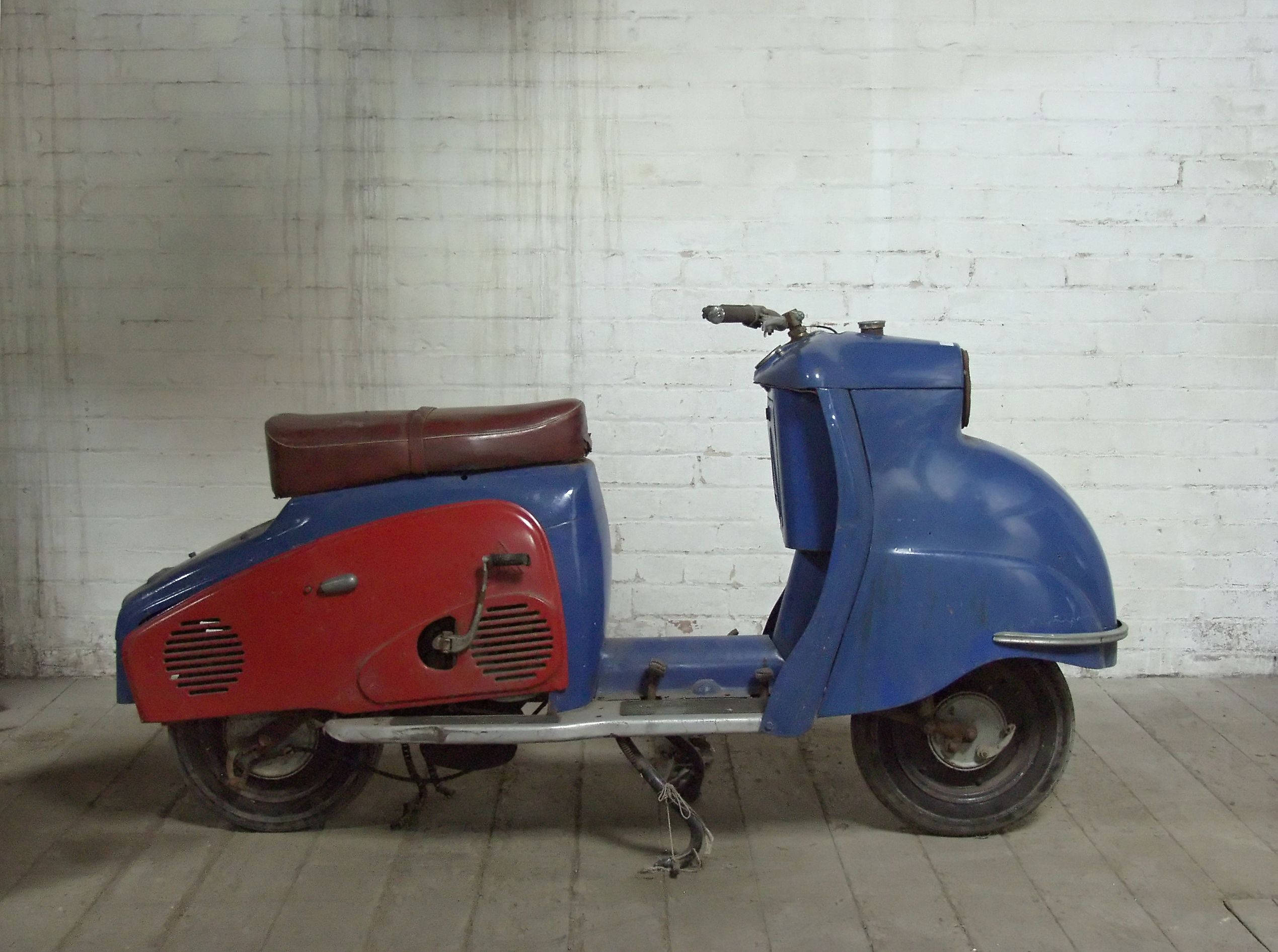 Bonhams Cars : c.1959 DKR 150cc Dove Scooter