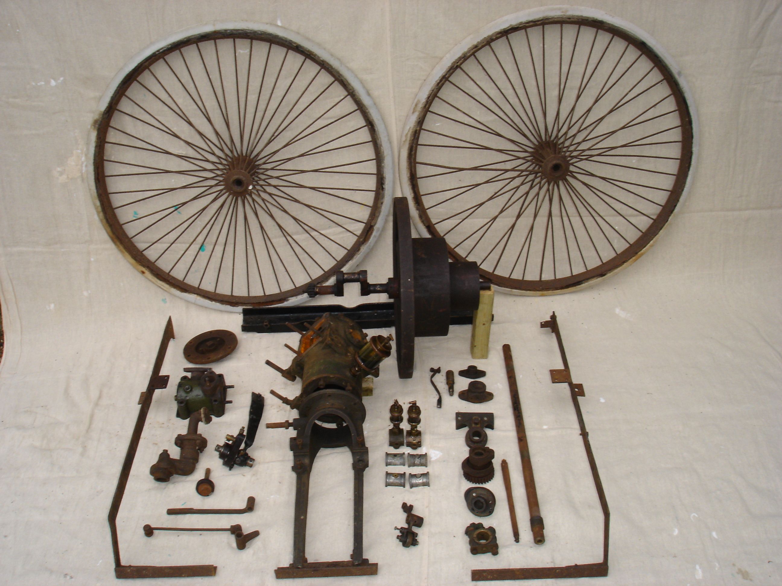 Bonhams Cars : 1898 Benz 3½hp Mechanical Components Engine no. 1903