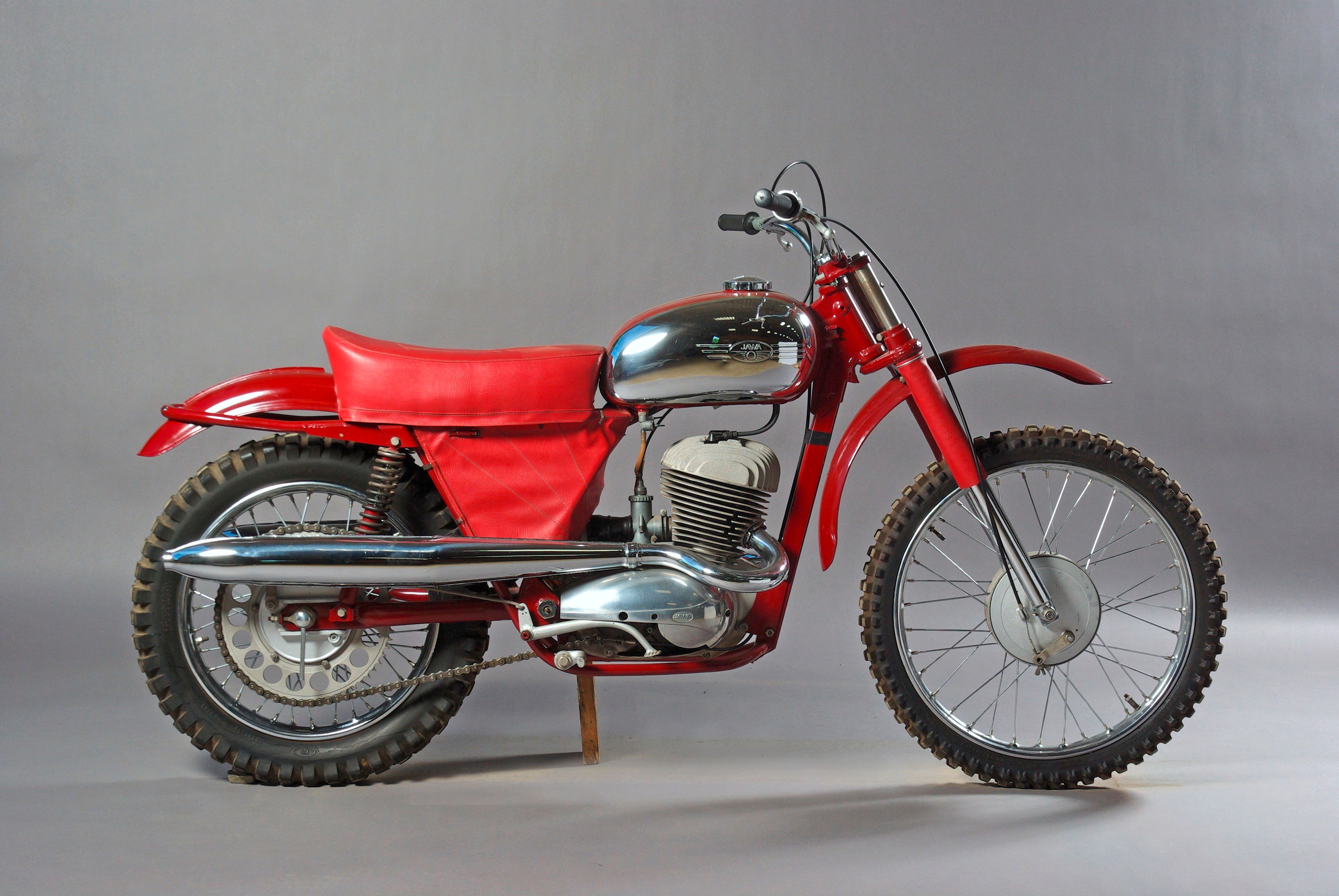 Bonhams Cars : c.1958 Jawa 250cc Type 579 Moto-Cross Frame no. 579 ...