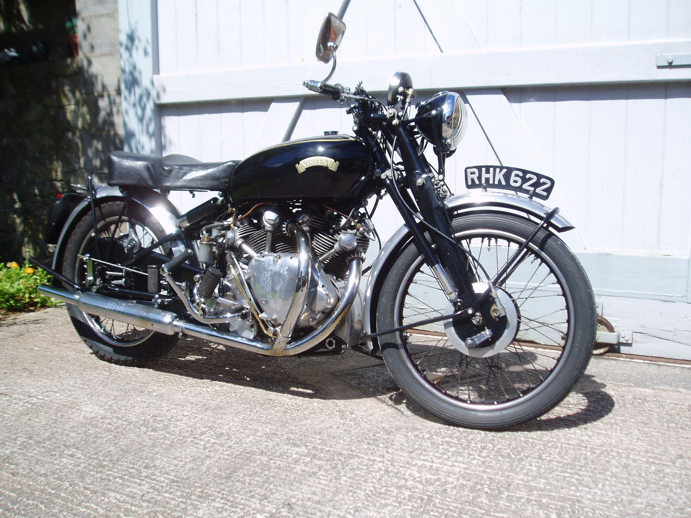Bonhams Cars : 1950 Vincent 998cc Rapide Frame no. RC 5265 Engine no ...