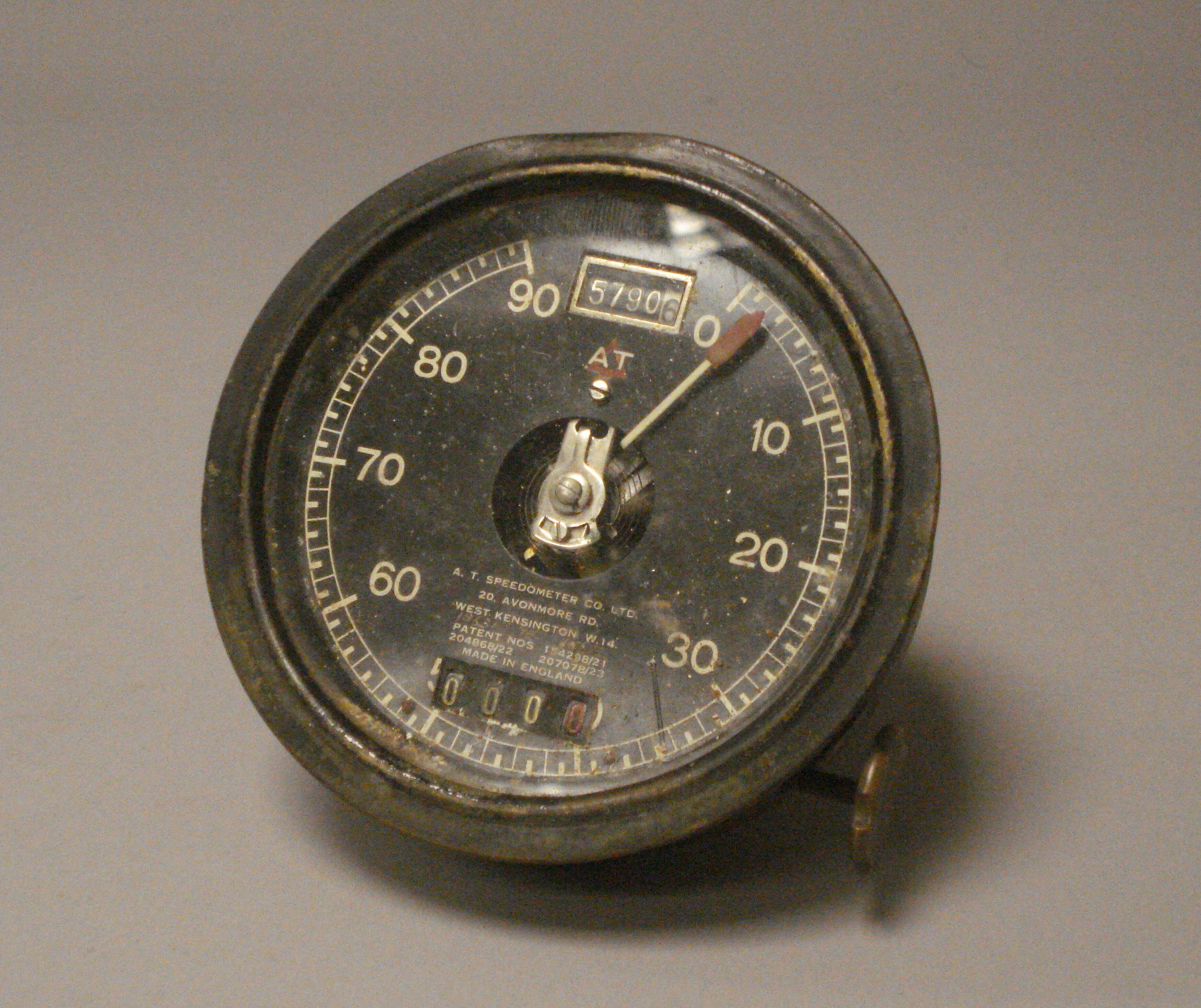 Bonhams Cars : An A.T. 90mph speedometer,