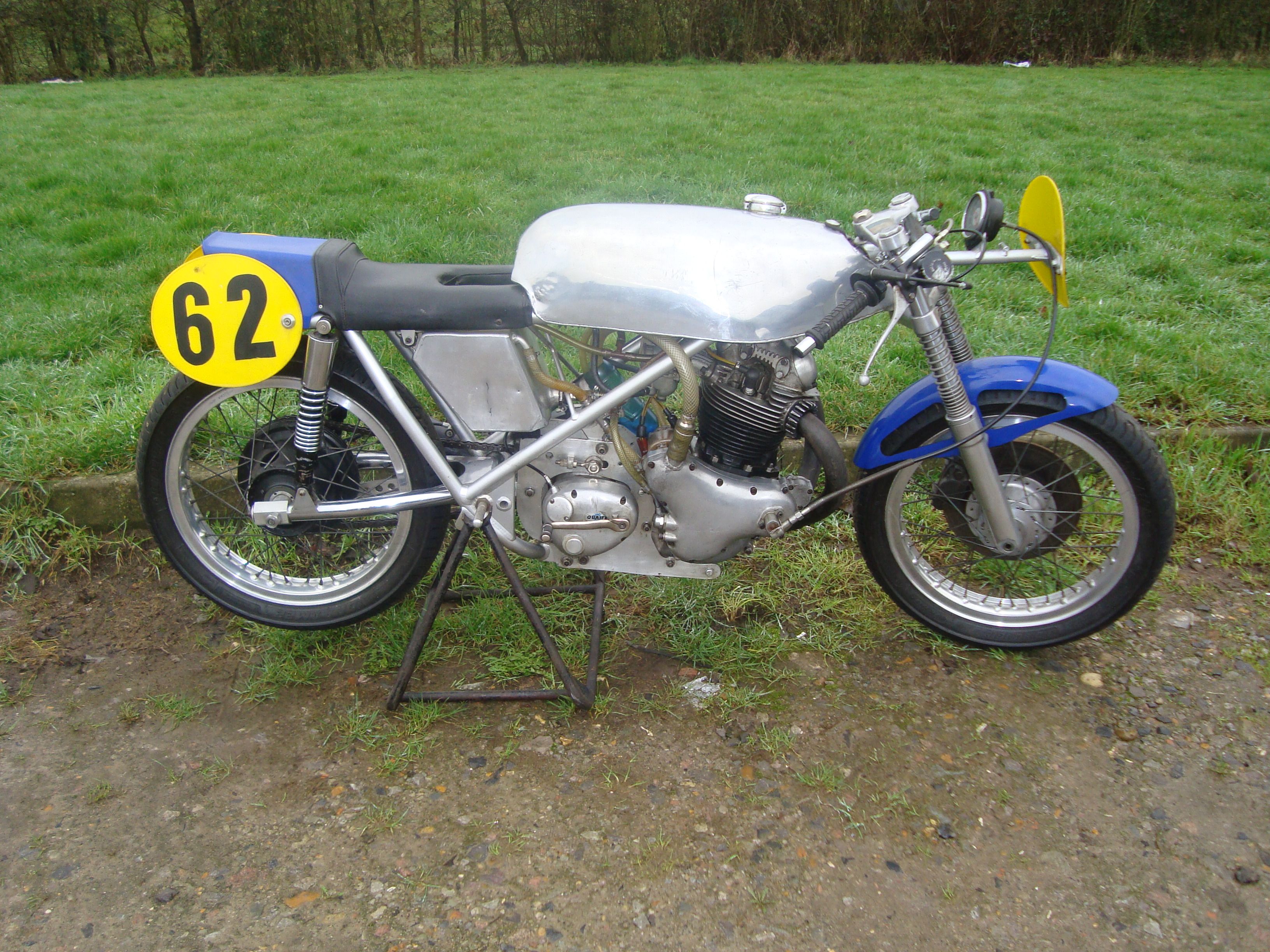 Bonhams Cars : 1971 Seeley Commando Mk3 Racing Motorcycle Frame no ...