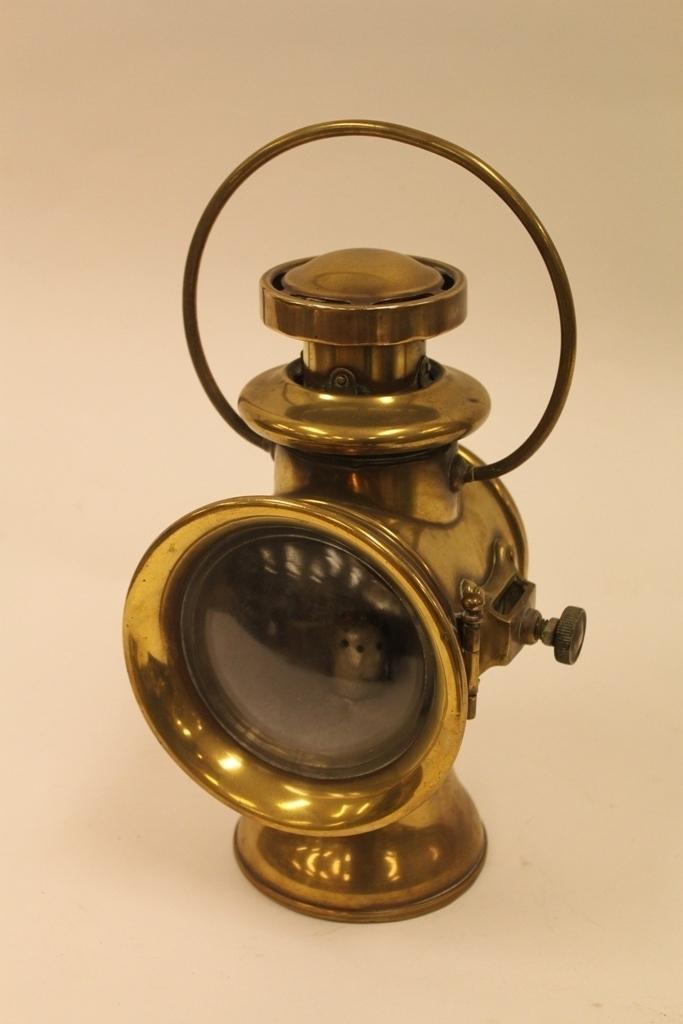 Bonhams Cars A Fine Dreadnought Brass Carriage Lamp