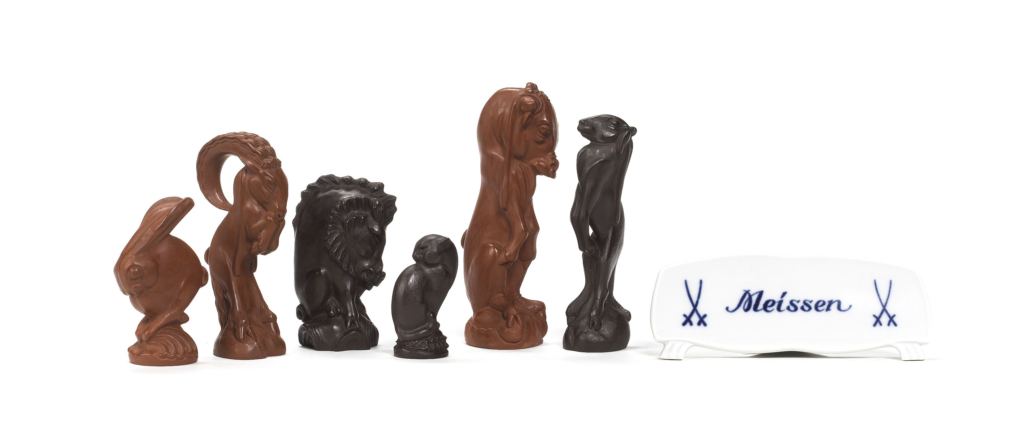 Bonhams : A Meissen stoneware Ferdinand the Bull chess set, after a ...