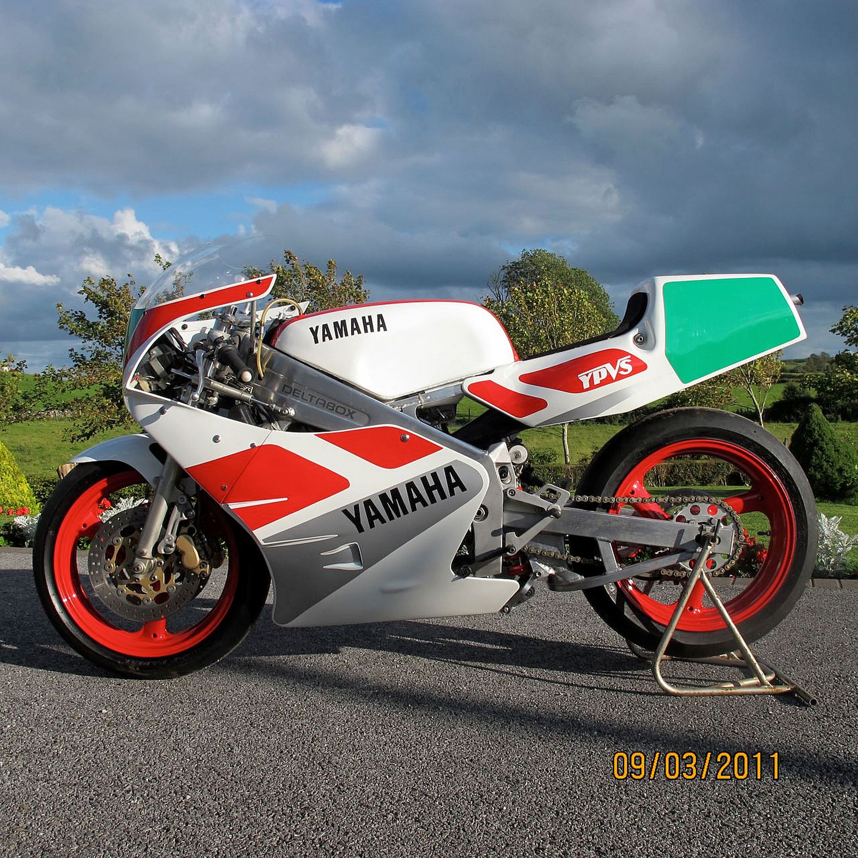 Bonhams Cars : 1988 Yamaha TZ250U Racing Motorcycle Frame no. 3AK 000328
