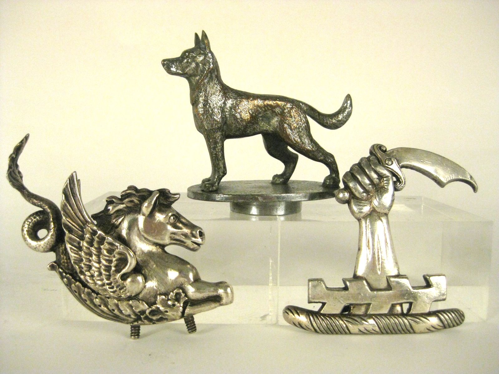 Bonhams Cars : A Pegasus silver mascot