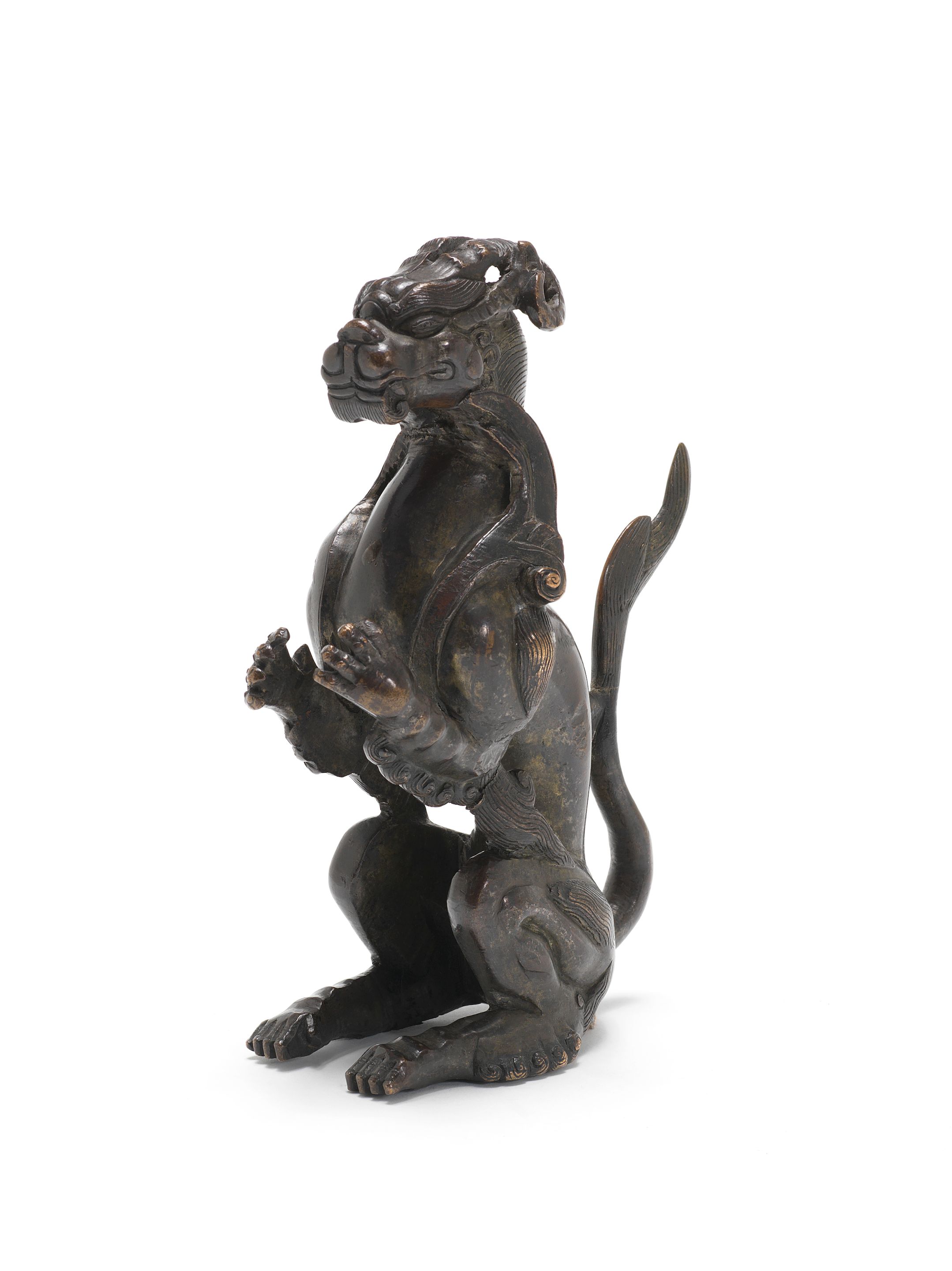 Bonhams : A bronze figure of a mythical beast 17th/18th century