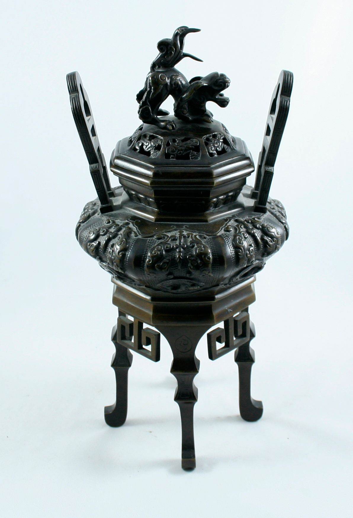 Bonhams : A Chinese bronze archaistic form censor 19th Century