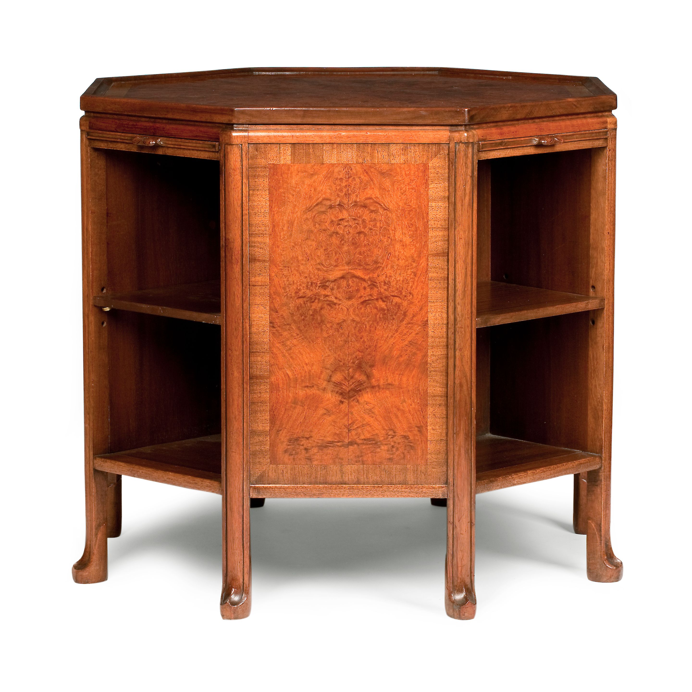 Bonhams : Whytock and Reid of Edinburgh, A pollard oak and walnut ...