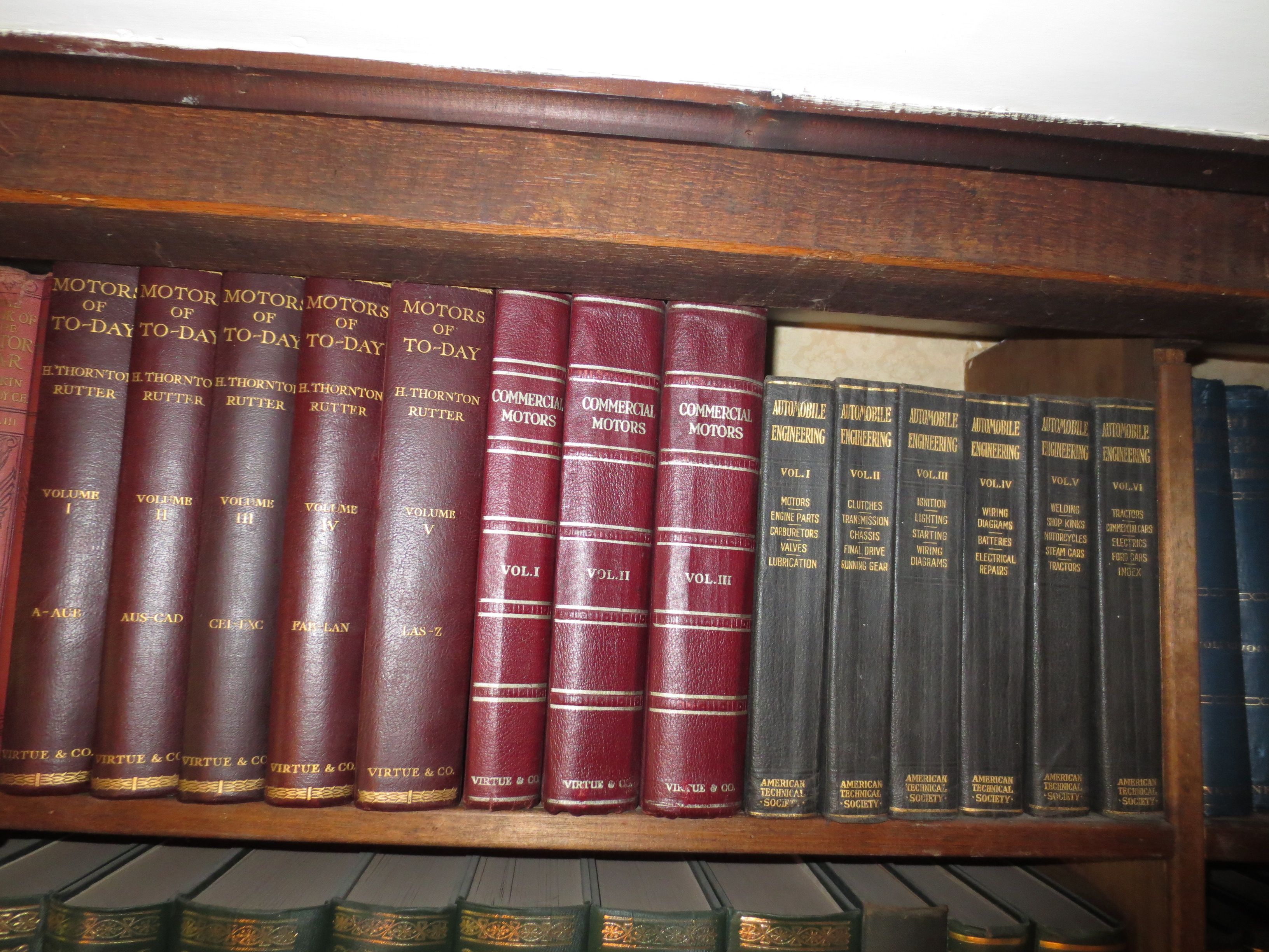 Bonhams Cars : H. Thornton Rutter Motors of To-Day, five volume set;