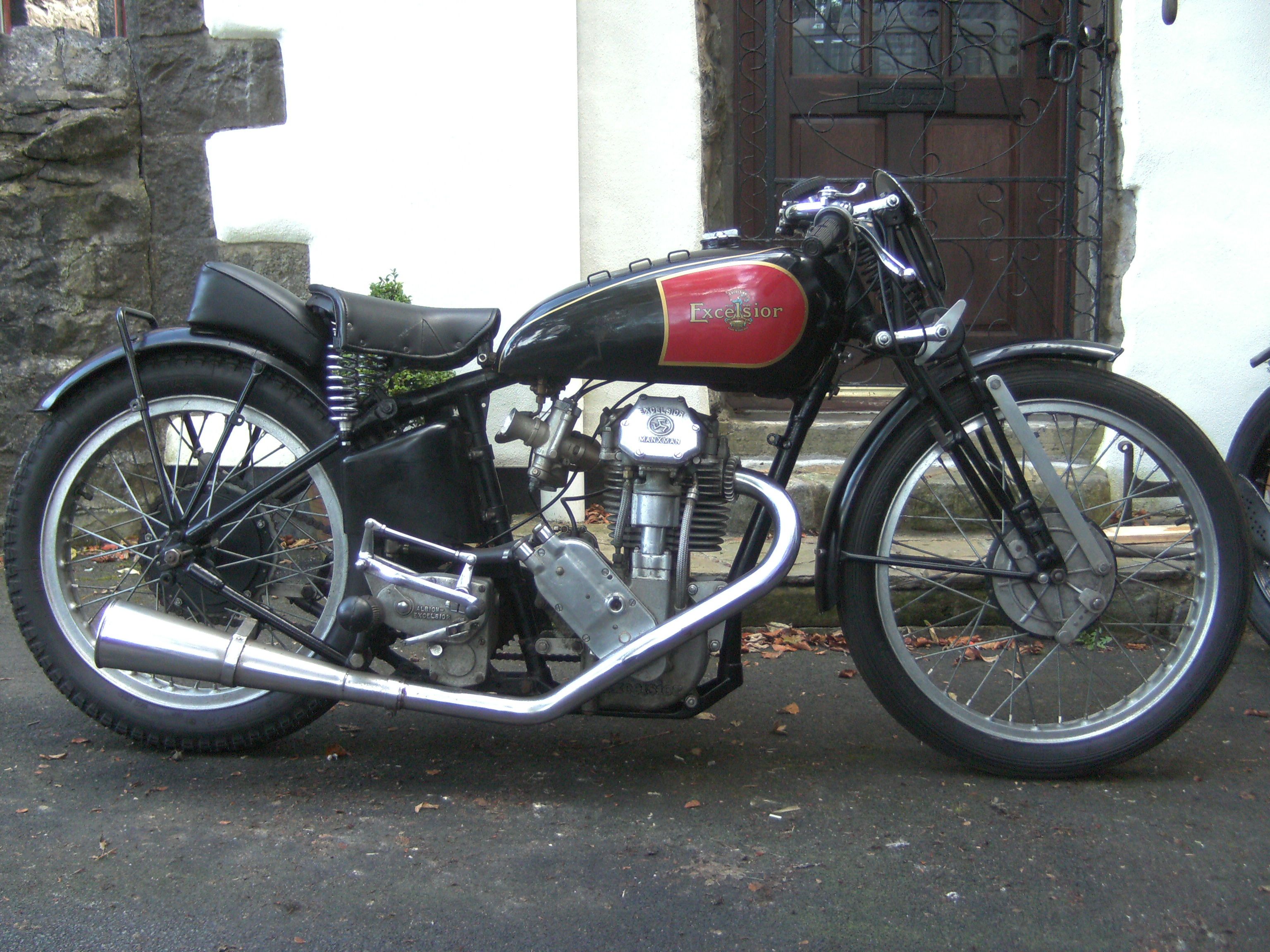 Bonhams Cars : 1936 Excelsior 350cc Manxman Racing Motorcycle Frame no ...