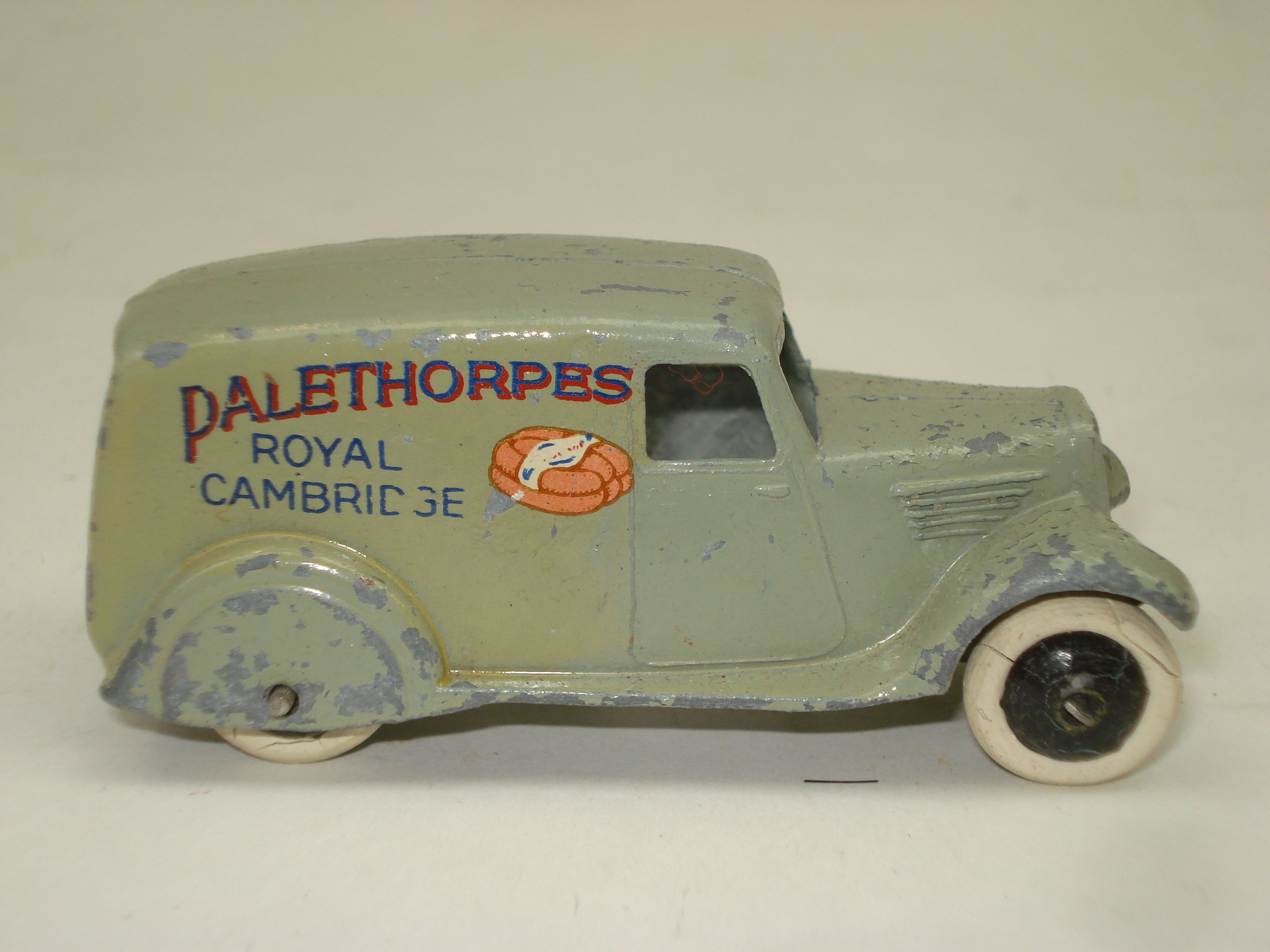 Bonhams : Dinky (pre-war) 28f type 2 'PALETHORPES' delivery van