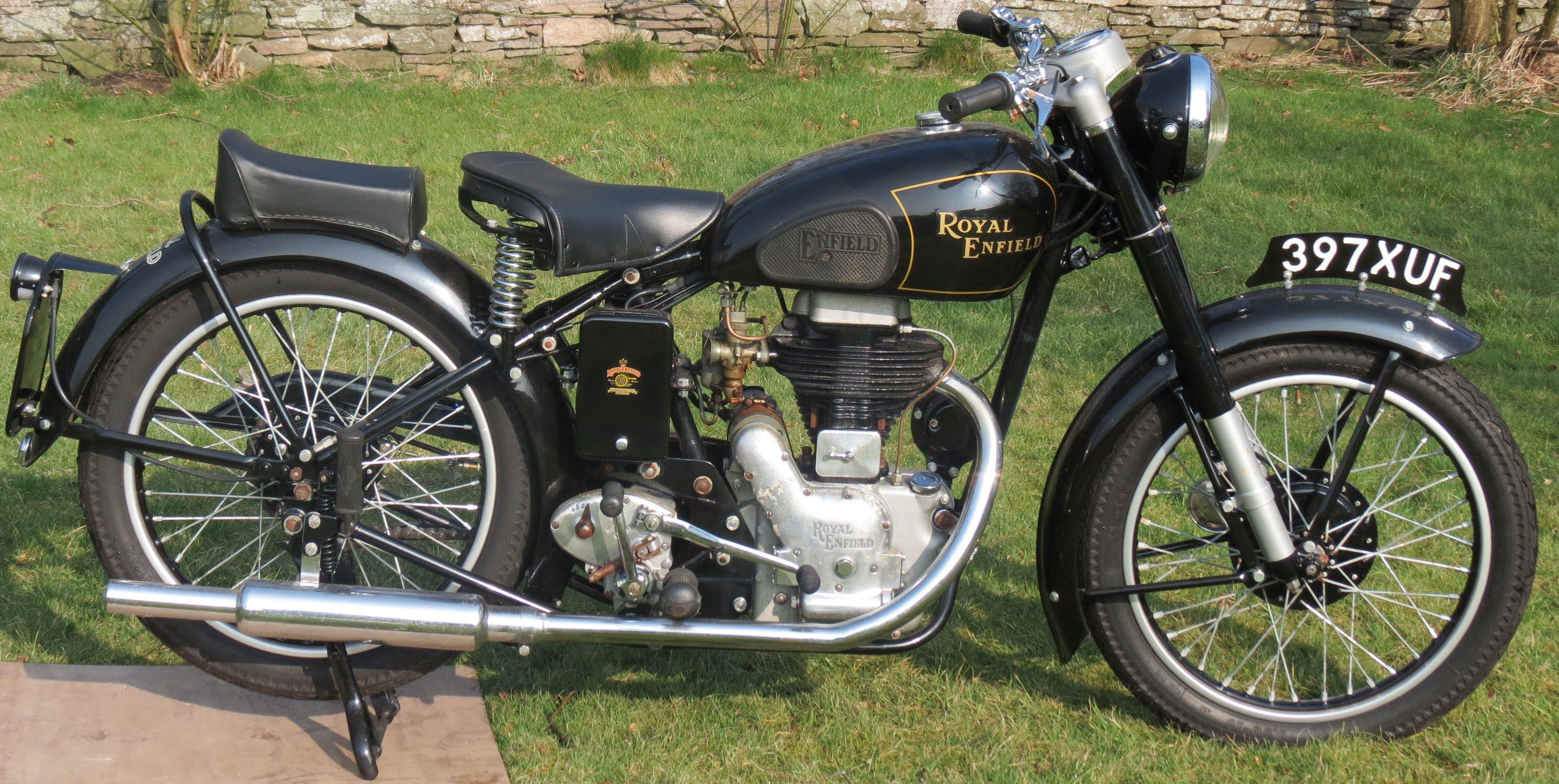 Bonhams Cars : 1954 Royal Enfield 250cc 'S' Frame no. S2092 Engine no ...