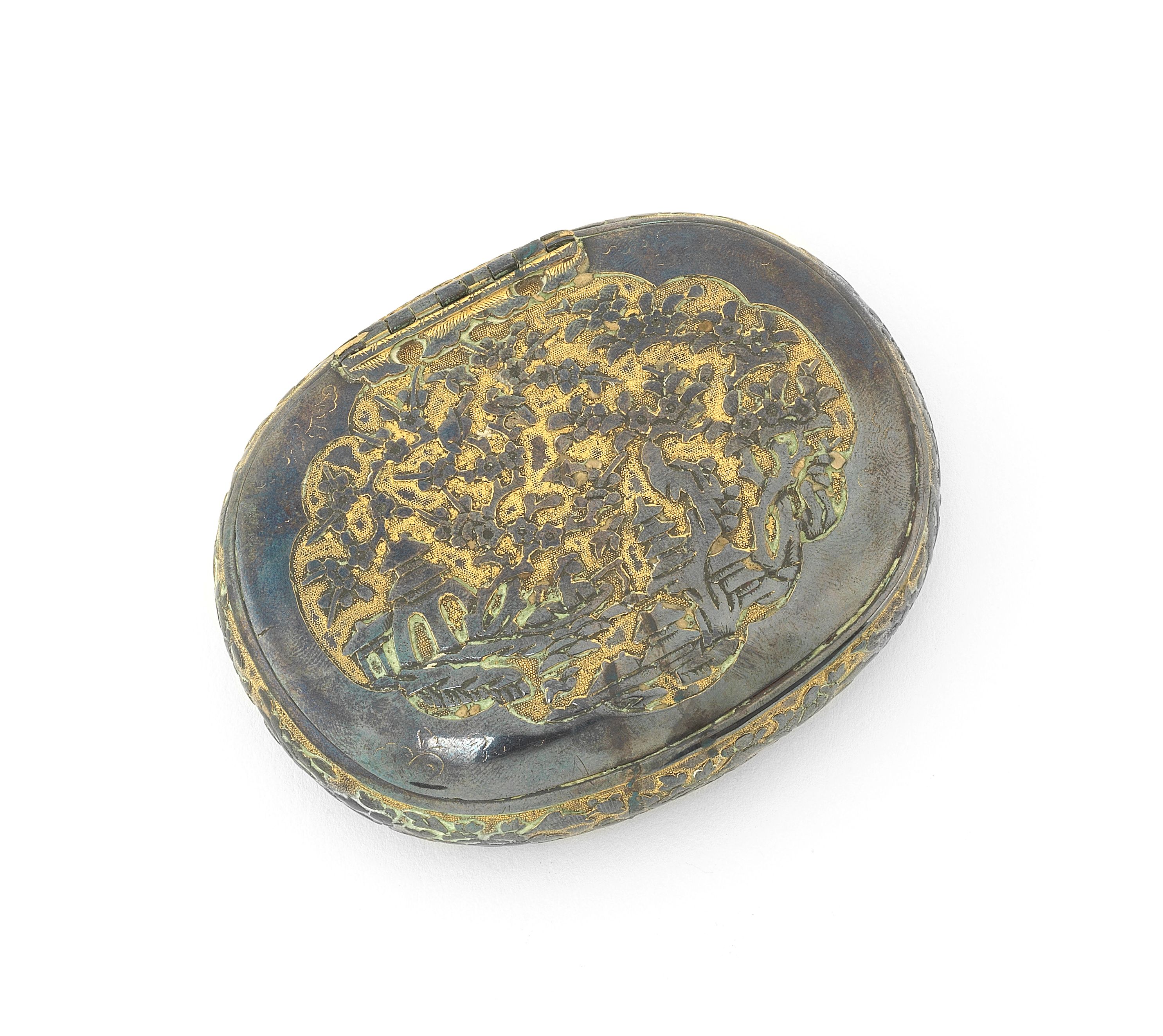 Bonhams : A 'sawasa' oval snuff box 18th century