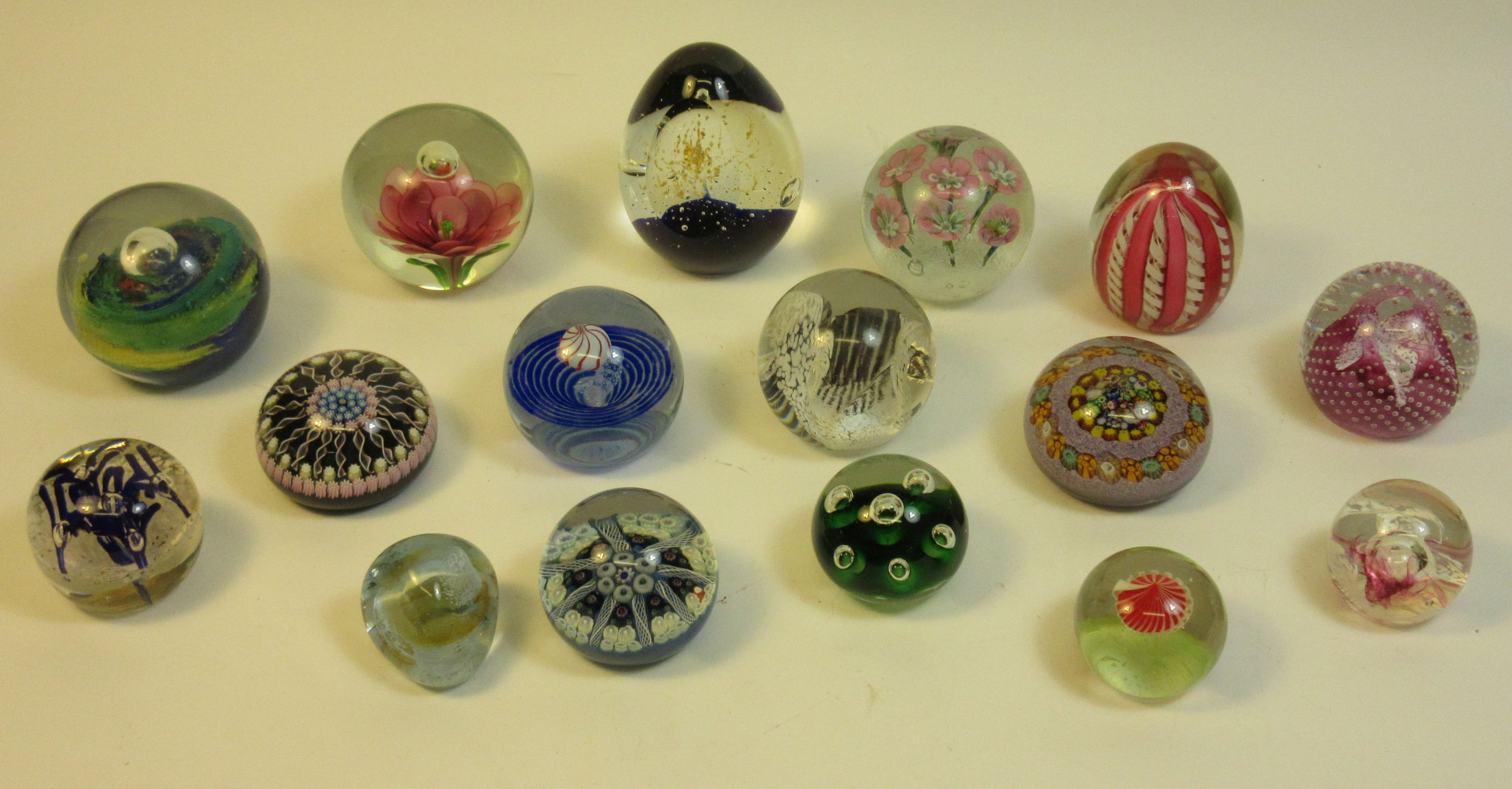 Bonhams : A Monart paperweight and fifteen other examples