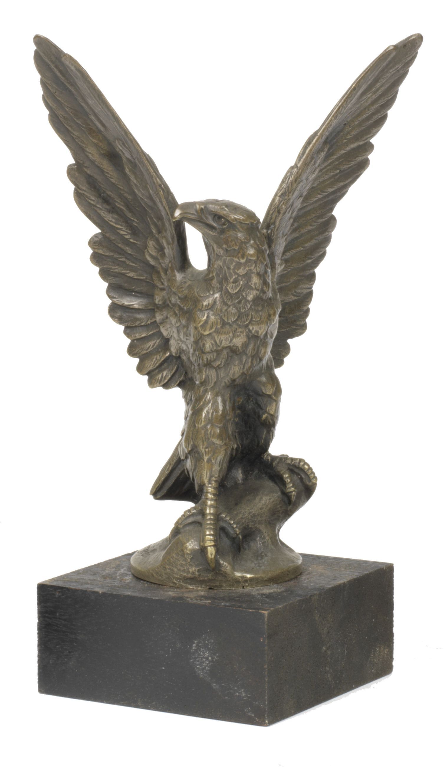 Bonhams Cars : A bronze 'Eagle' mascot by E.Bregeon, French, circa 1920,