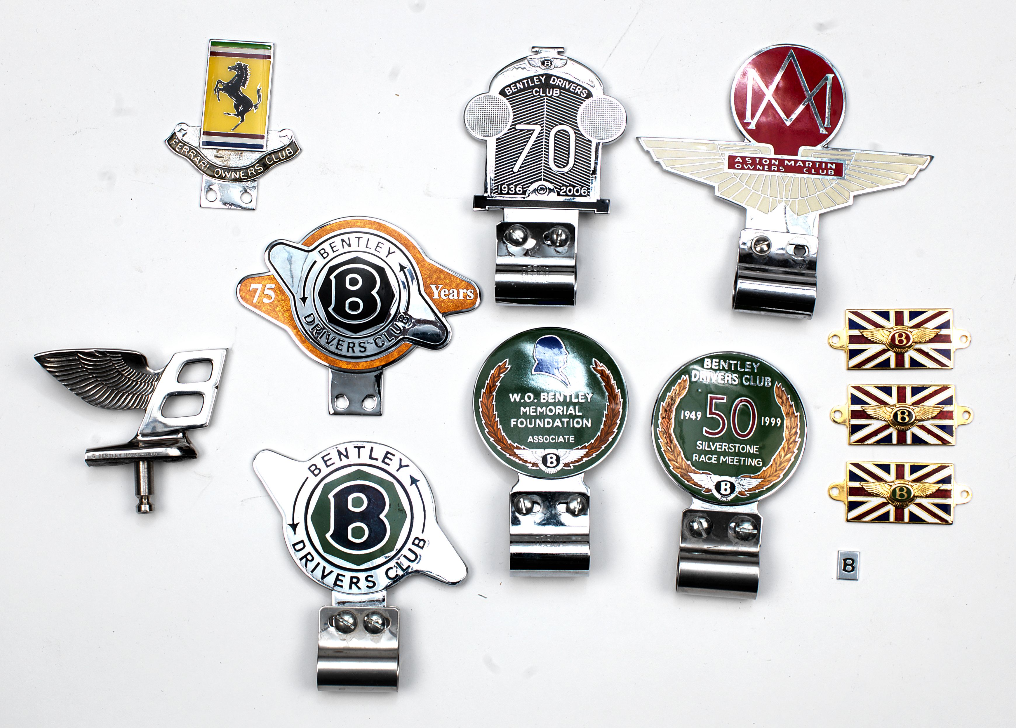 Bonhams Cars : Various enamel car badges including Bentley Drivers Club ...