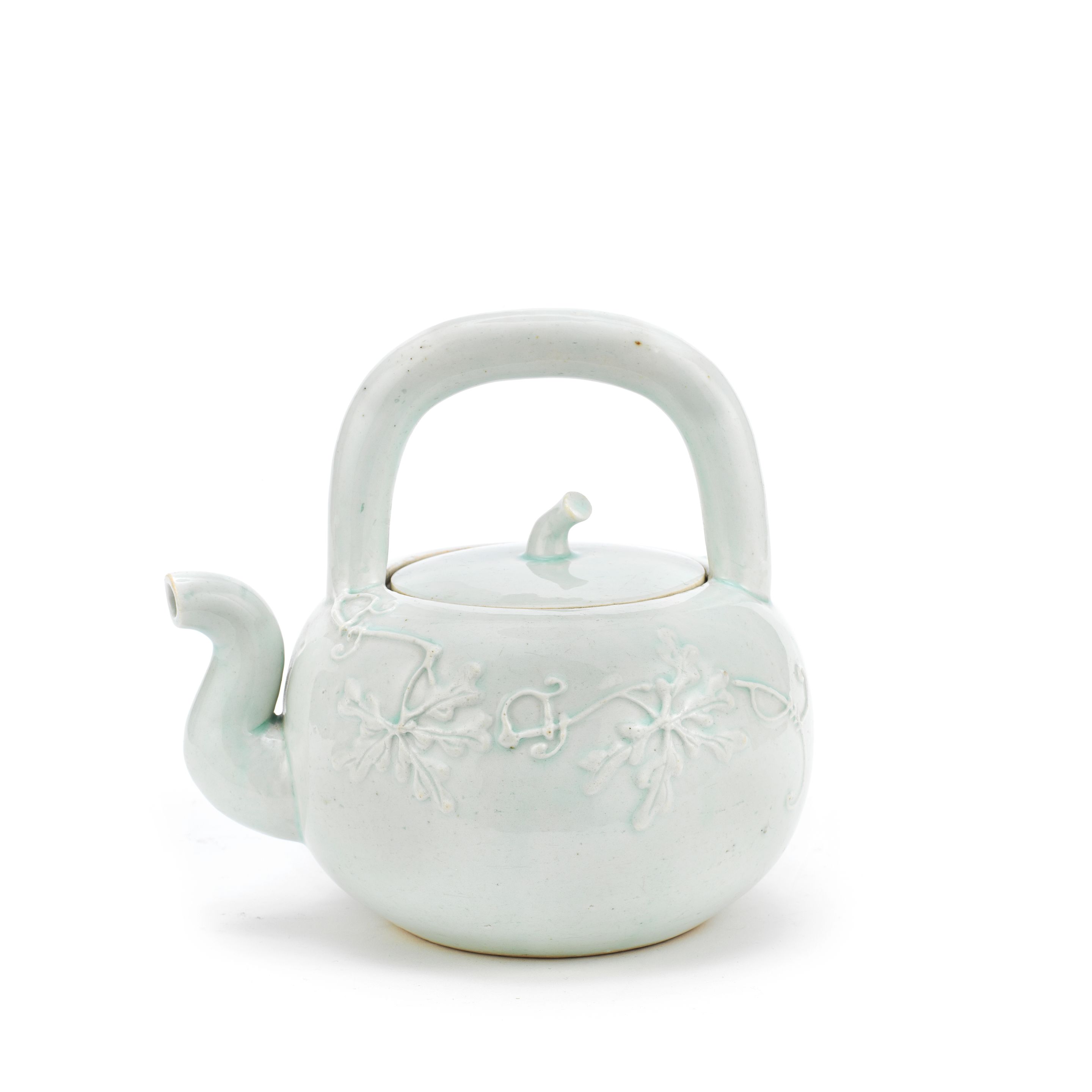 Bonhams : A WHITE GLAZED TEAPOT AND COVER Korea, Joseon Dynasty, late ...