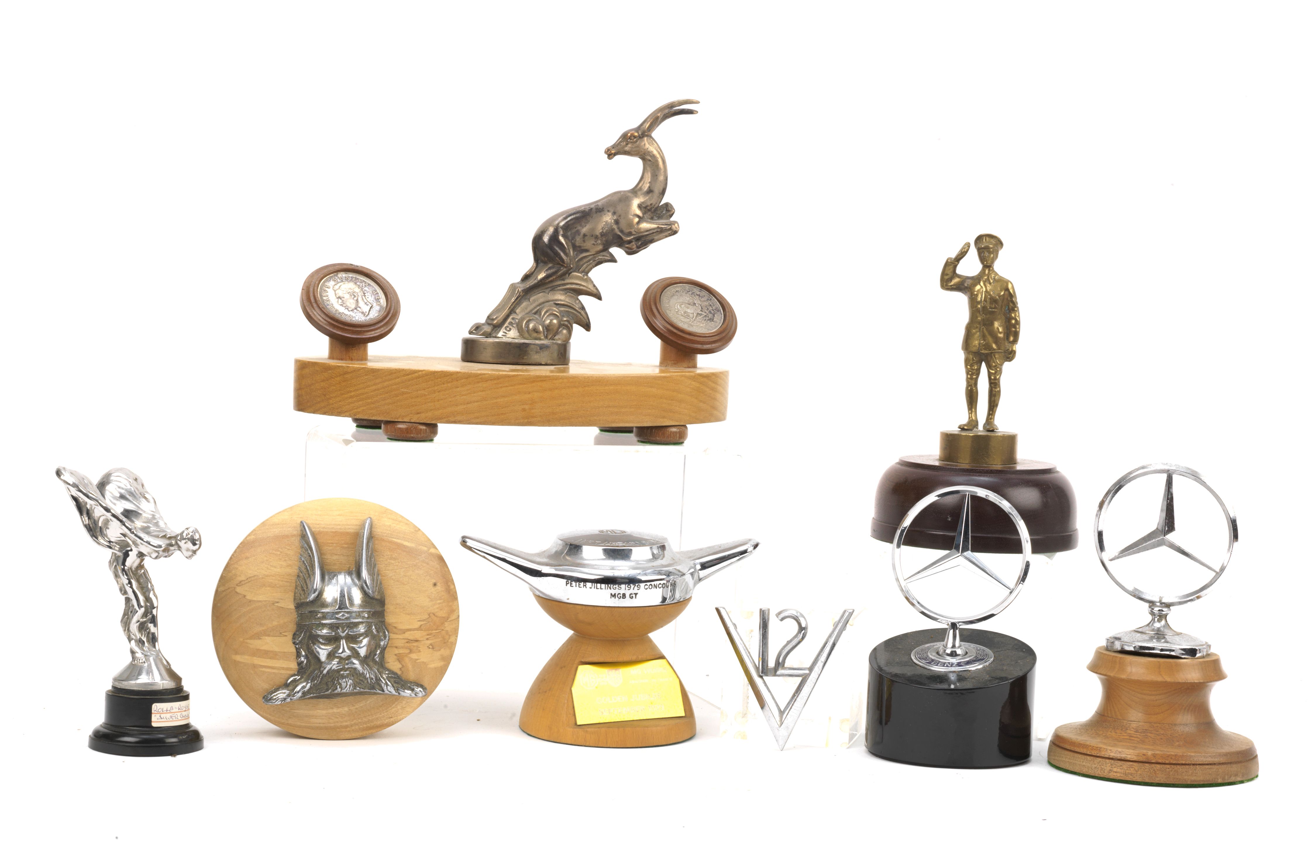 Bonhams Cars : Assorted mascots, ((7))