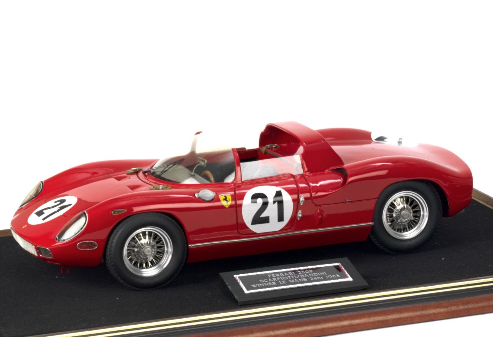Bonhams Cars : A 112 scale model of the 1963 Le Mans winning Ferrari ...