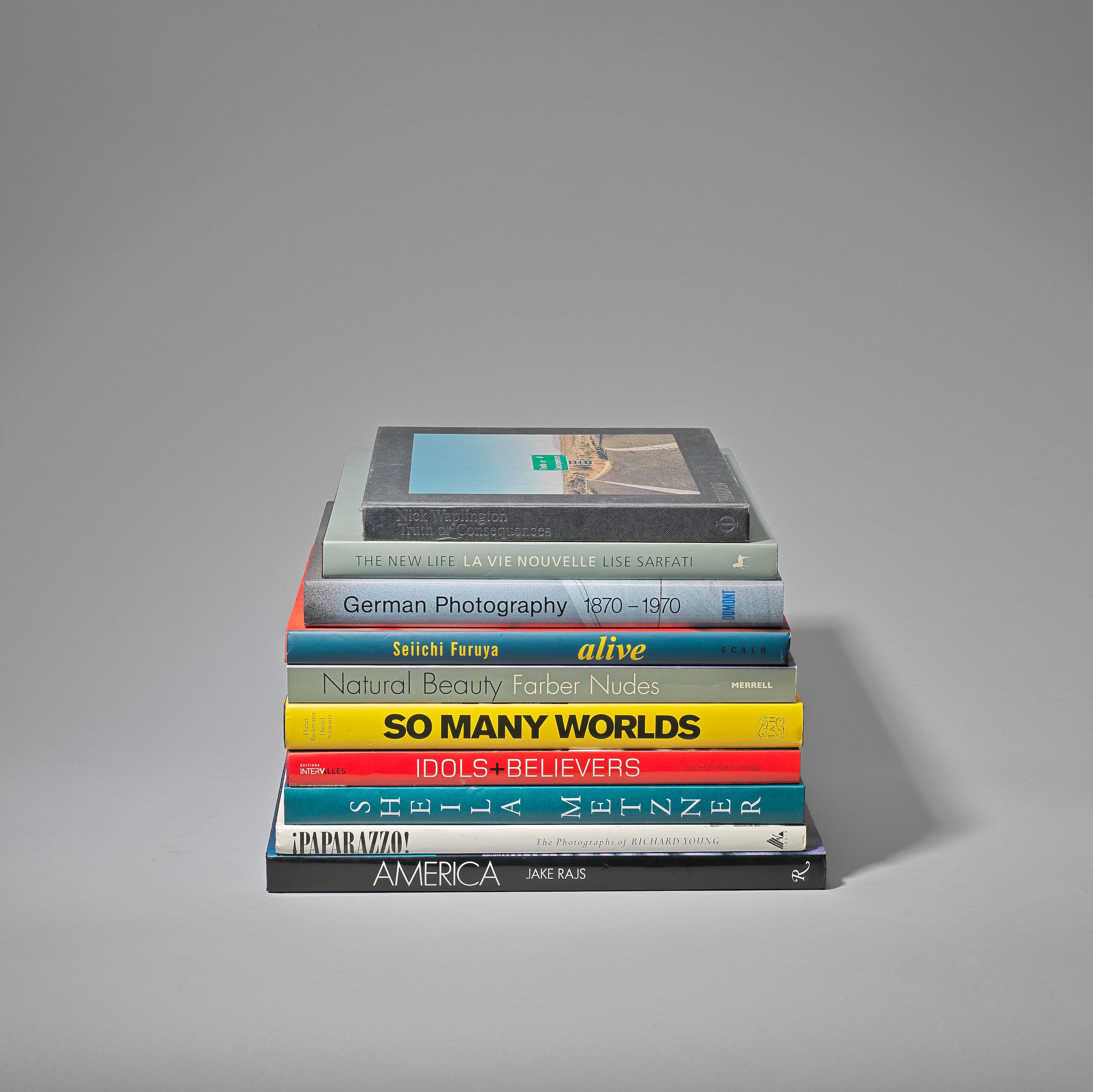 Bonhams : A collection of 10 photography books