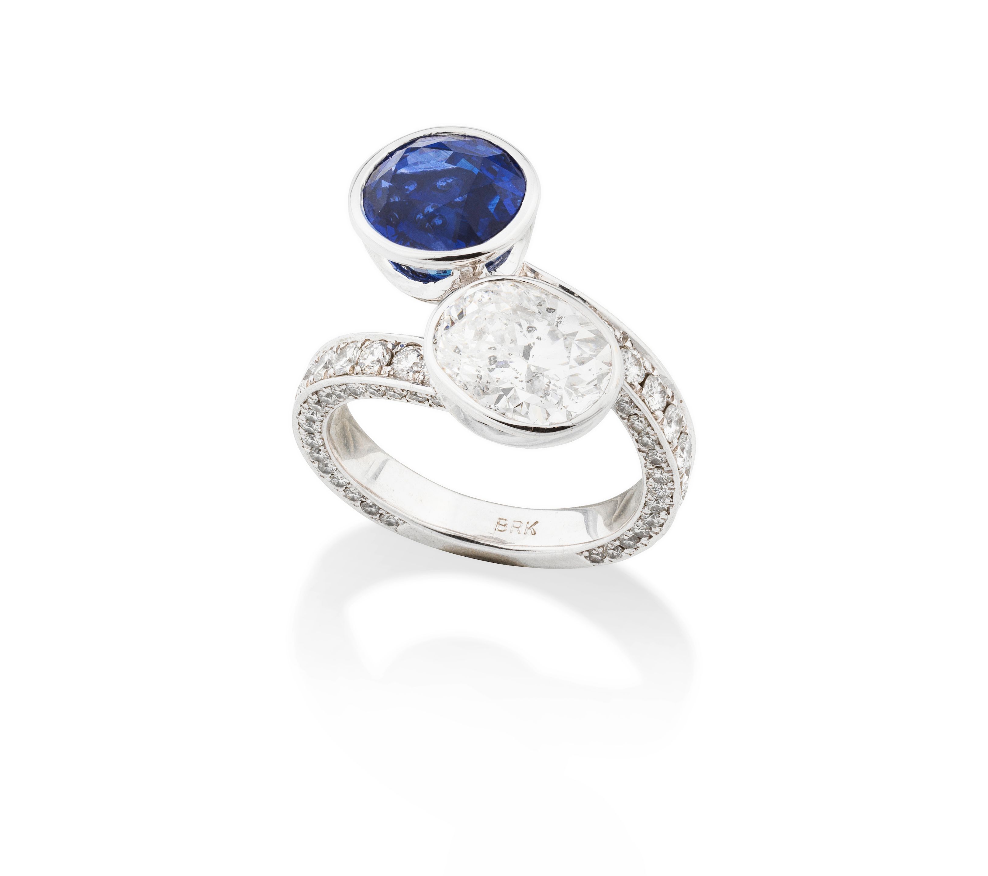 Bonhams Cornette de Saint Cyr : BAGUE SAPHIR ET DIAMANTS