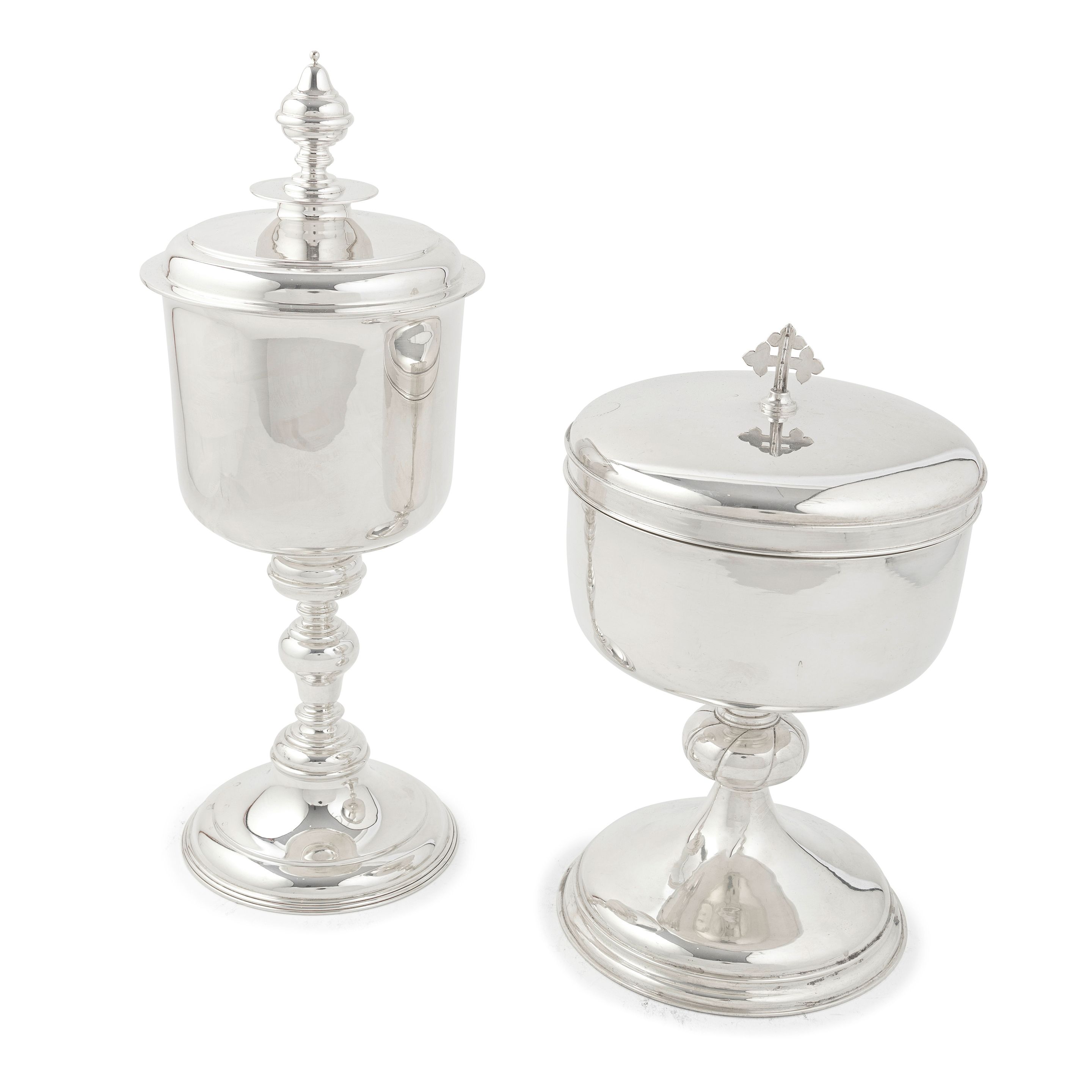 Bonhams : A large silver chalice / cup and cover Goldsmiths and ...