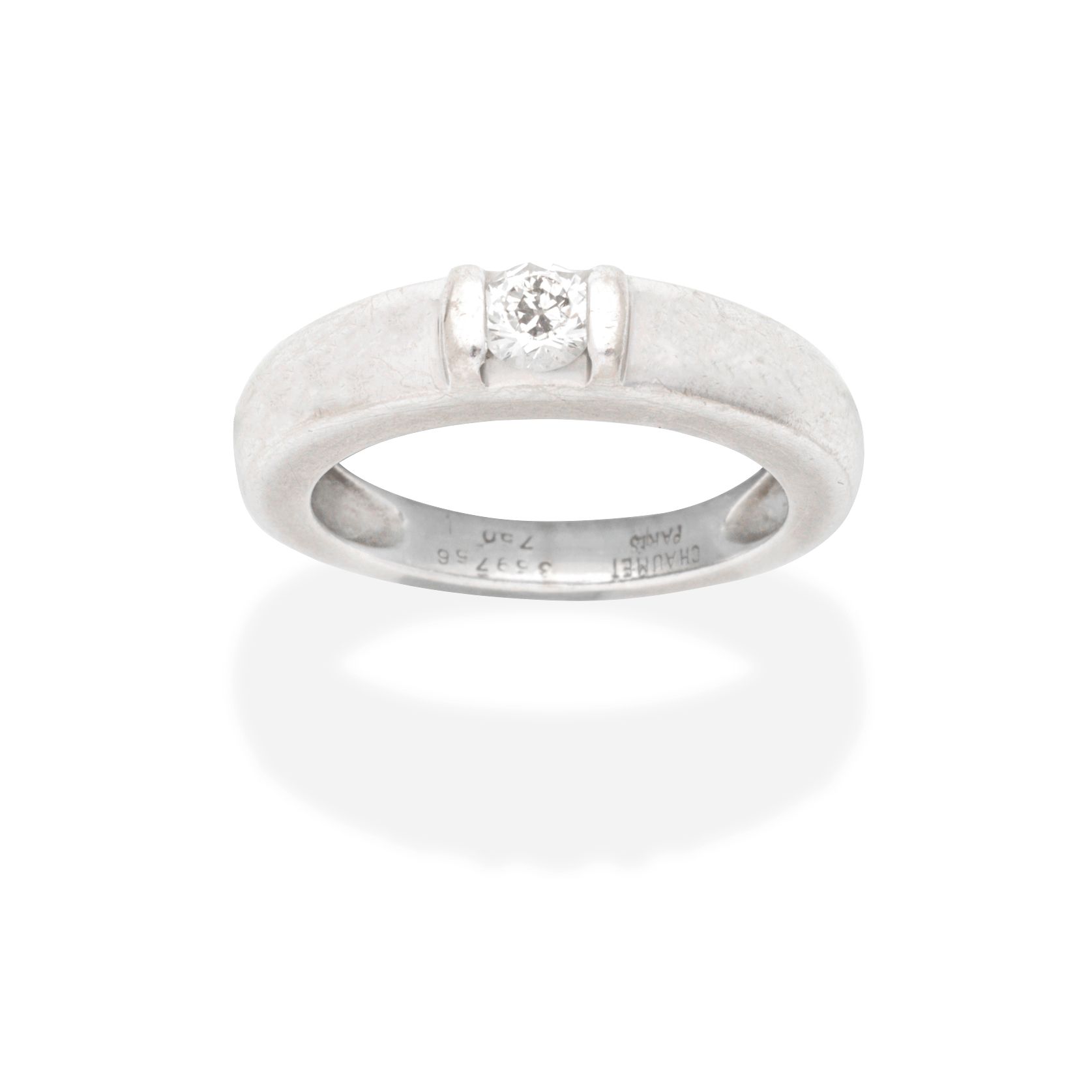 Bonhams : CHAUMET DIAMOND RING