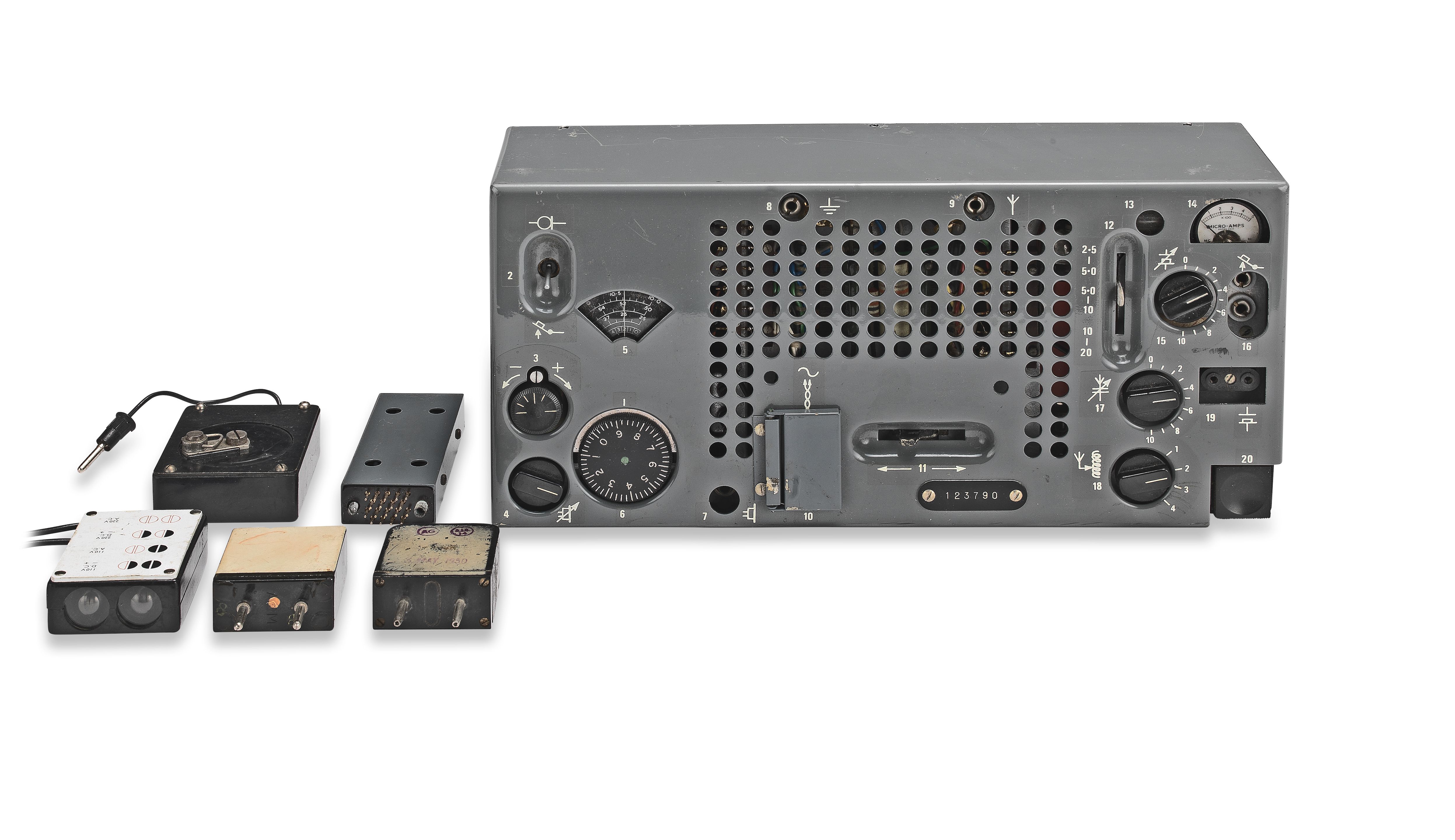 Bonhams : A Cold War Mk 123 Transceiver, English, circa 1955,