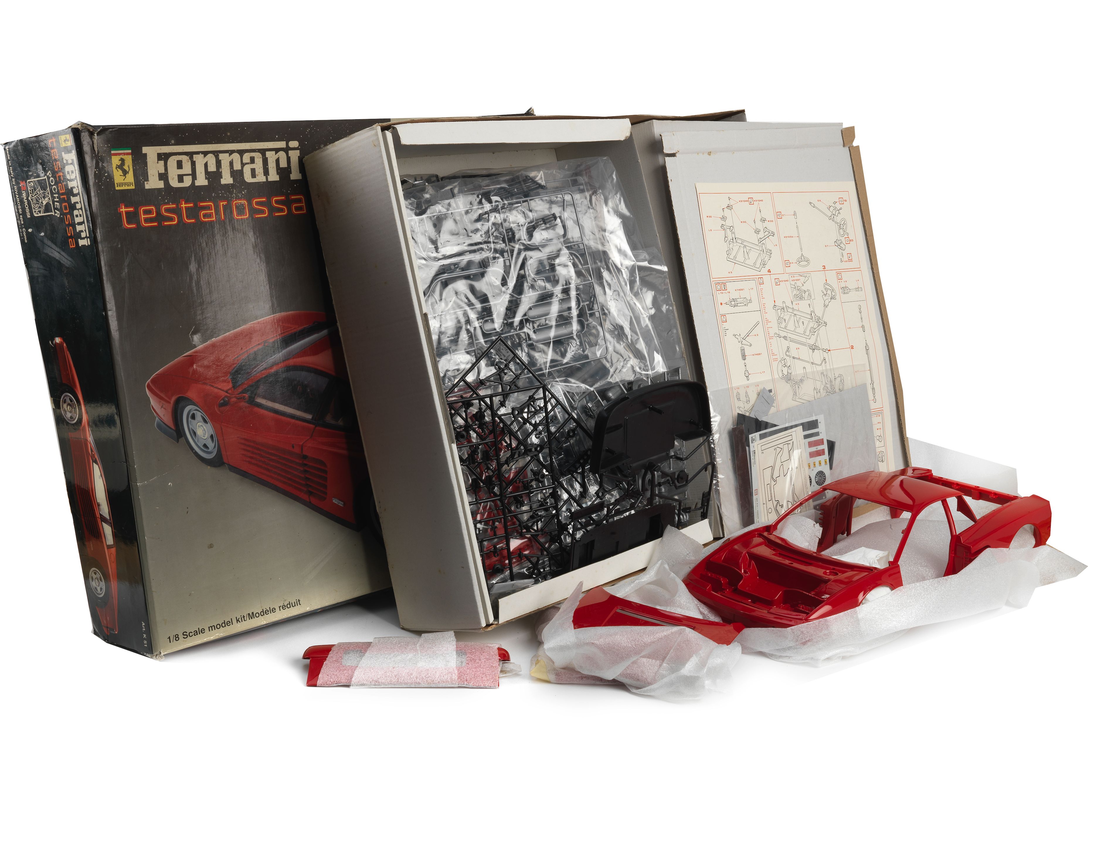 Bonhams Cars : A boxed 18 scale Ferrari Testarossa model kit, by Pocher,