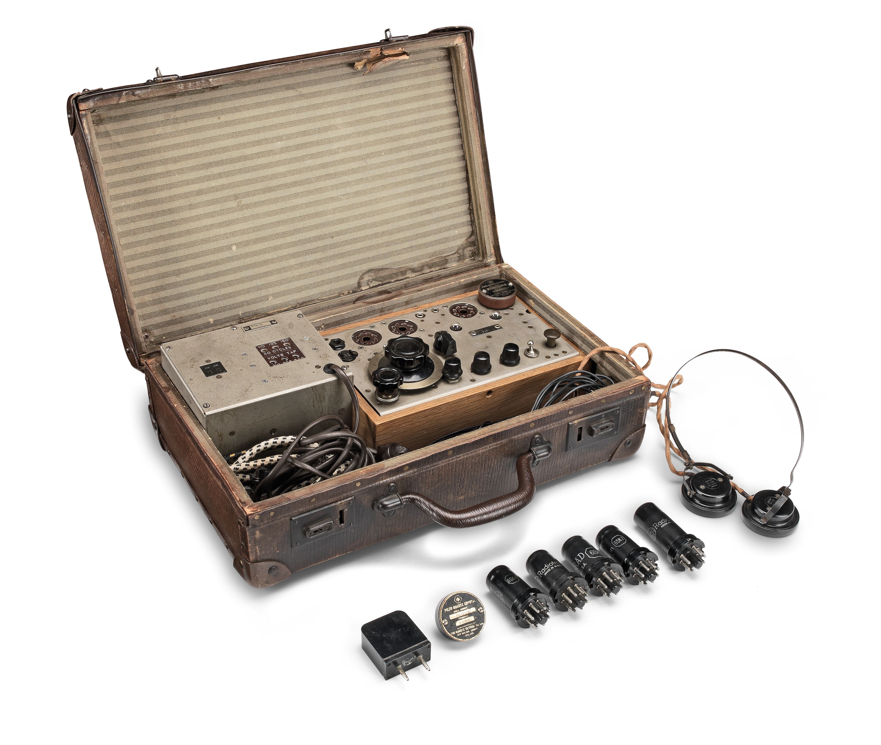Bonhams : A Whaddon Mk VII 'Paraset' Clandestine Spy Radio Set, English ...