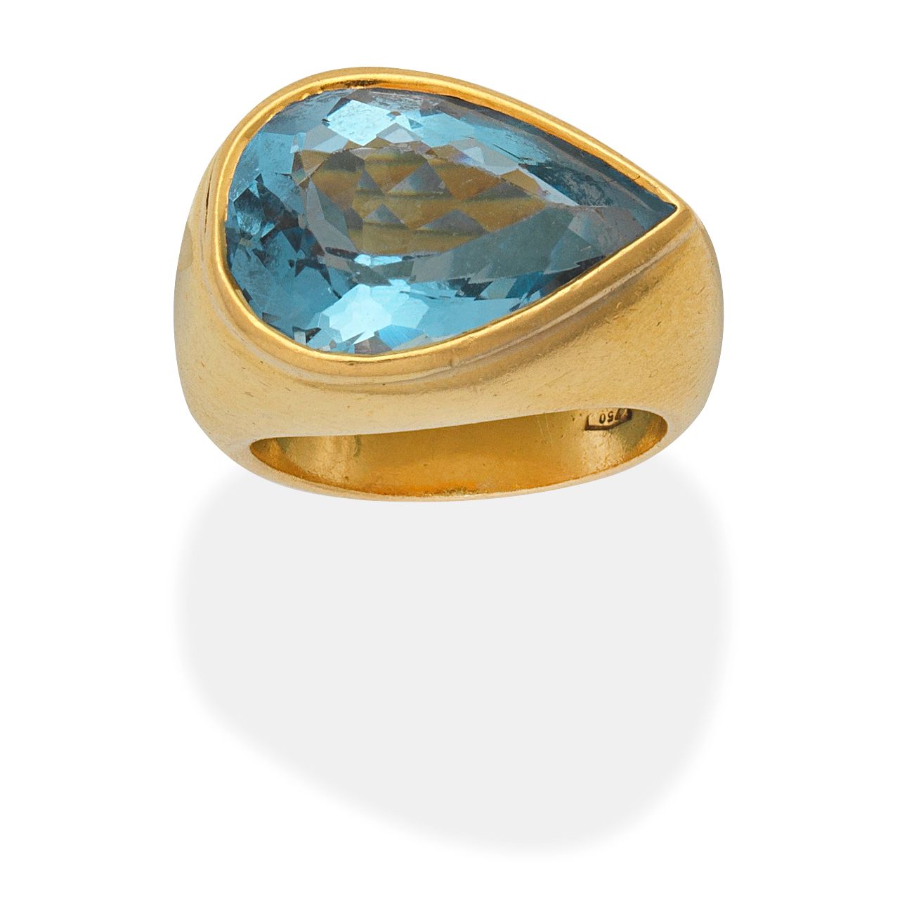 Bonhams : PETOCHI AQUAMARINE RING