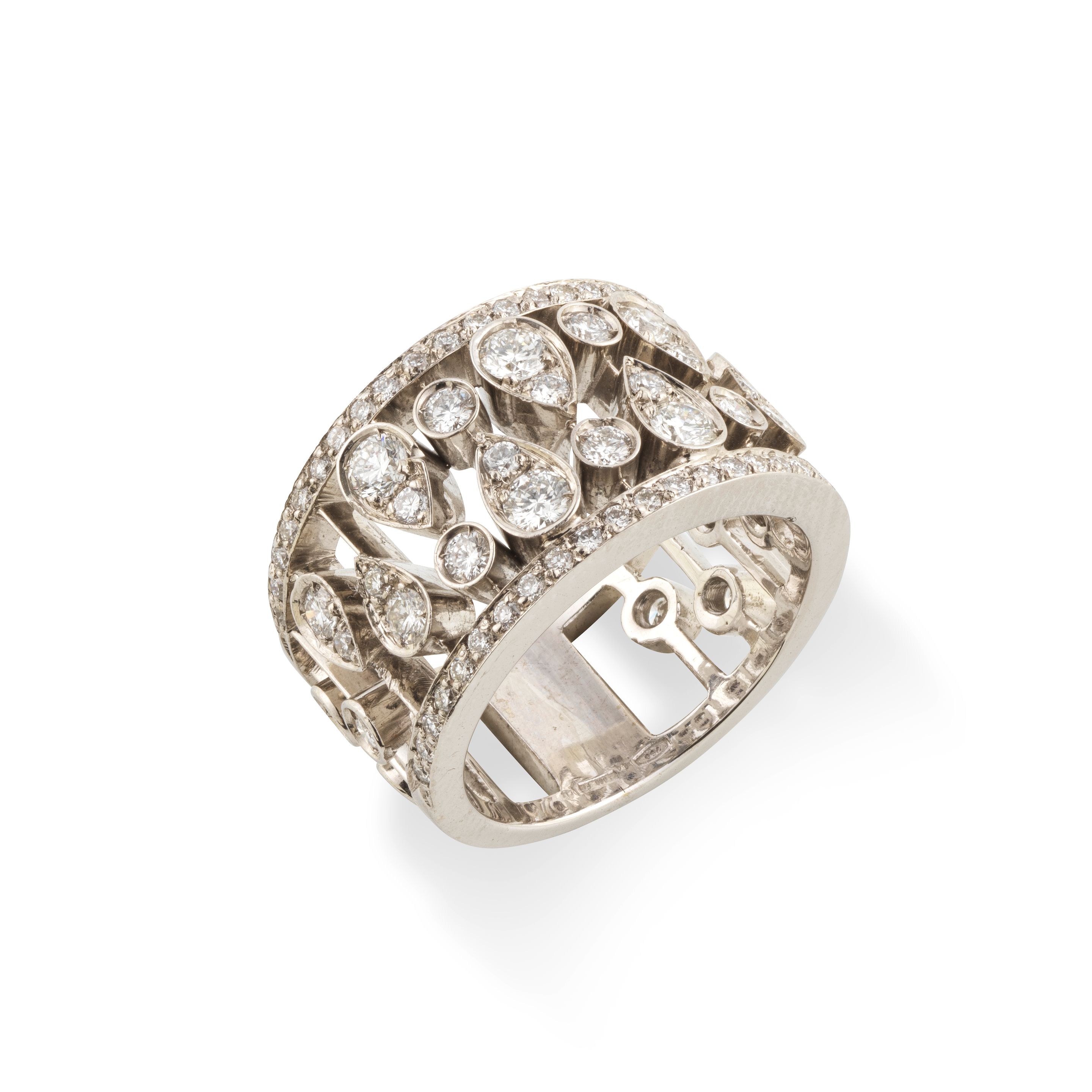 Bonhams Cornette de Saint Cyr : DIAMOND RING BAGUE DIAMANT