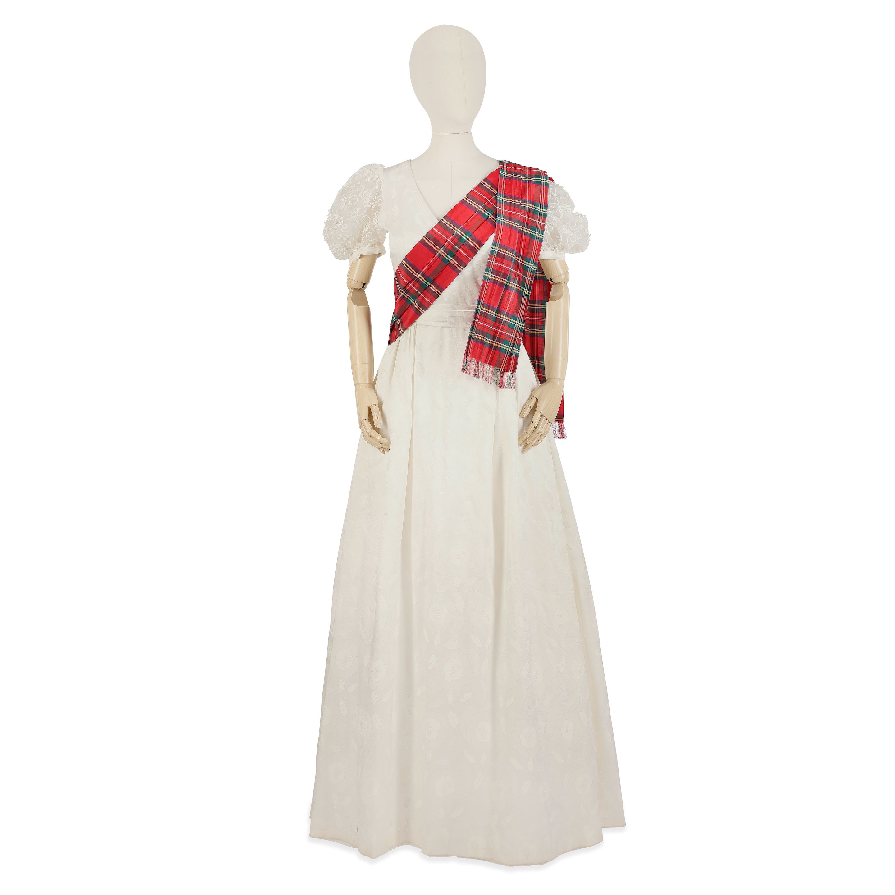 Bonhams : Elizabeth Debicki (as Princess Diana) A floor length Ghillies ...