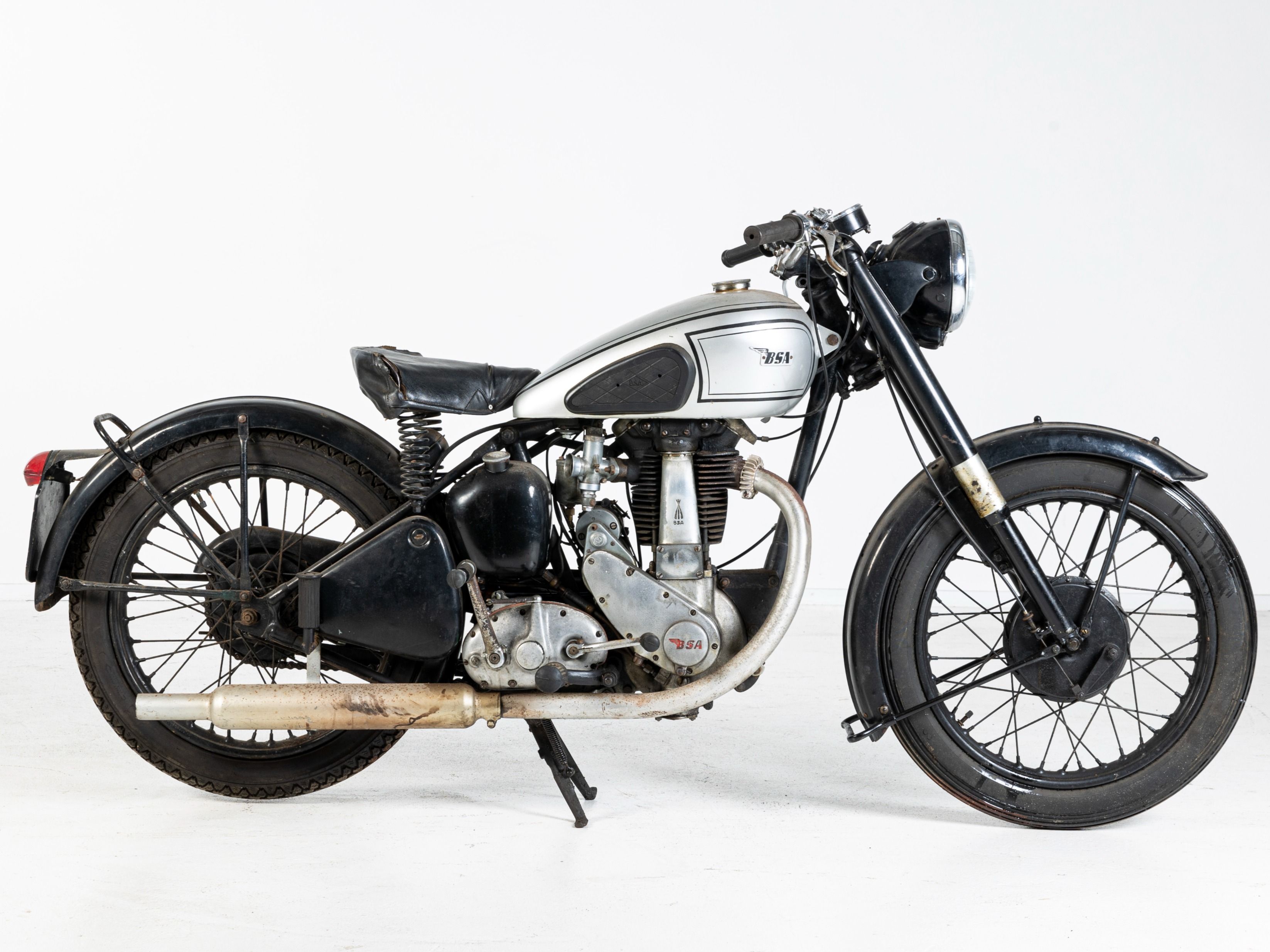 Bonhams Cars : c.1950 BSA 499cc B33 Frame no. ZB31 11579 Engine no ...