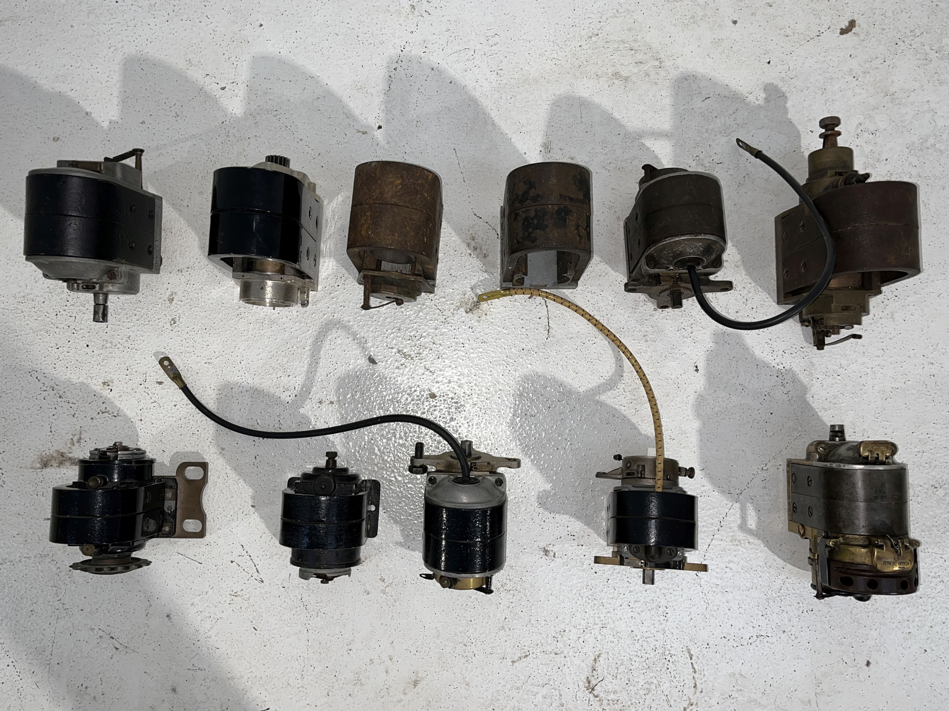 Bonhams Cars : A selection of believed Vintage or Veteran magnetos ((Qty))