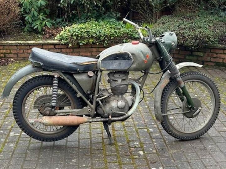 Bonhams Cars : 1967 BSA 343cc B40 Military Motorcycle Frame no. B40GB ...
